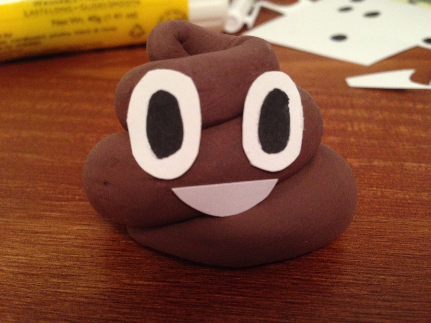 Happy Poop Emoji Made From Clay : 7 Steps (with Pictures) - Instructables