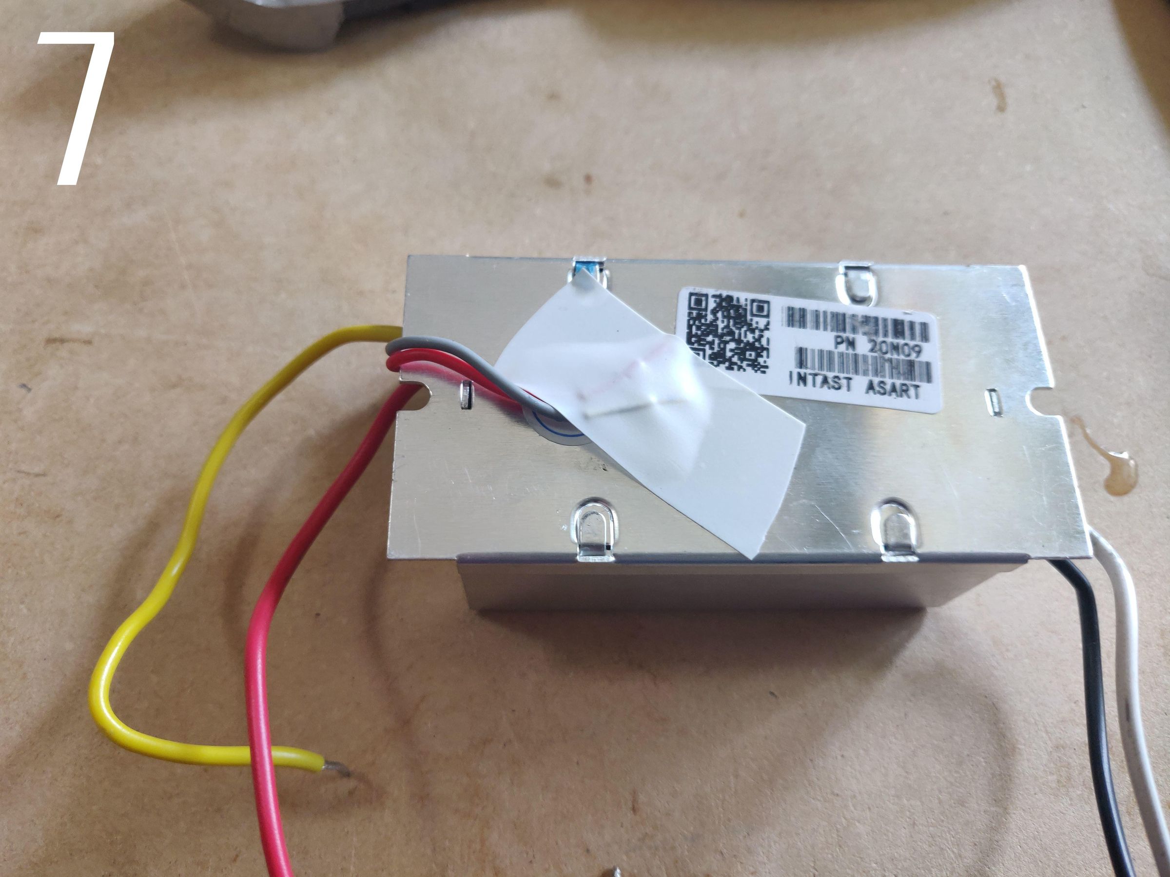 UV Light Trap for Insect Collecting : 8 Steps (with Pictures ...
