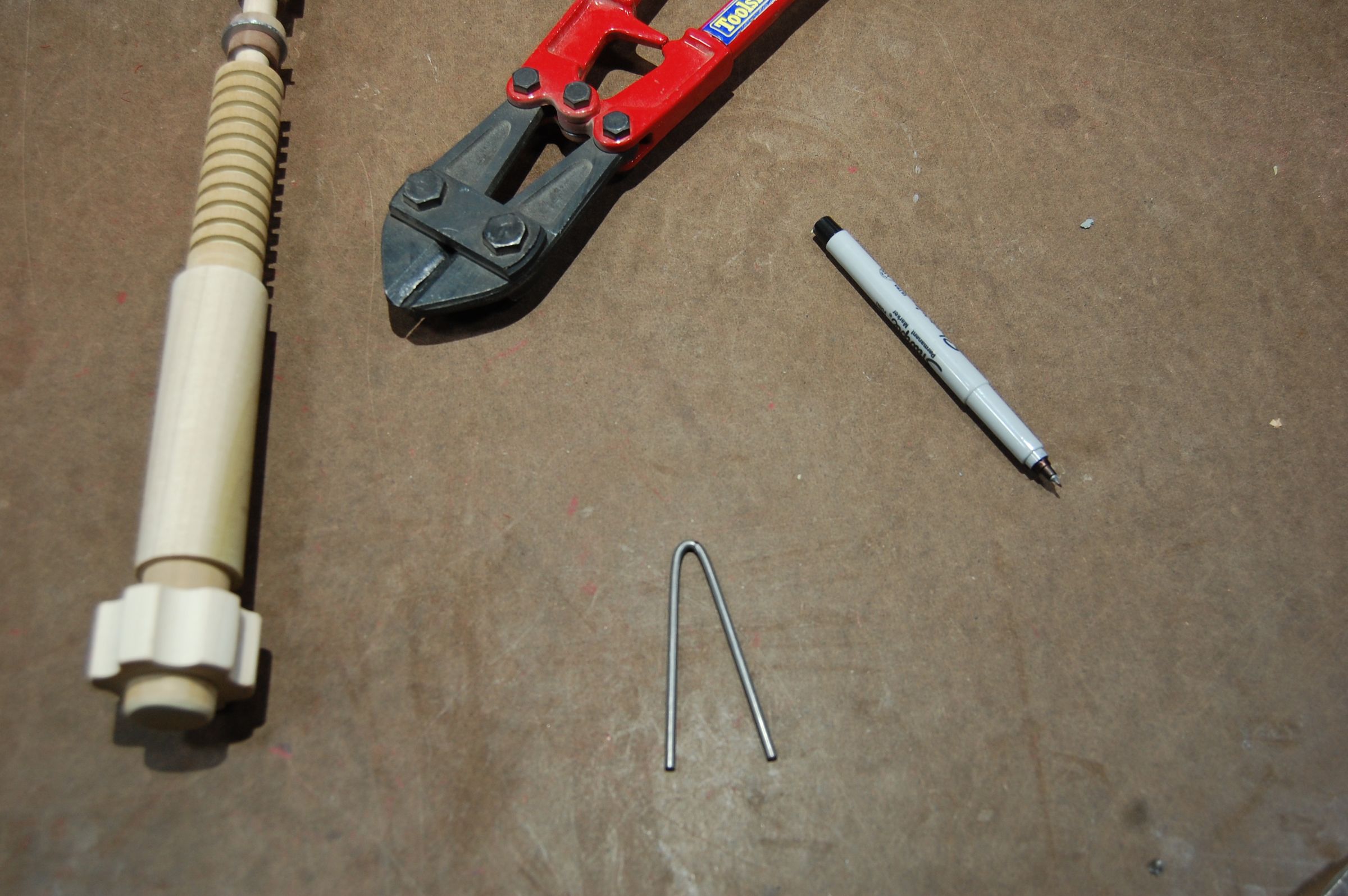 Wooden Dowel Lightsaber : 9 Steps (with Pictures) - Instructables