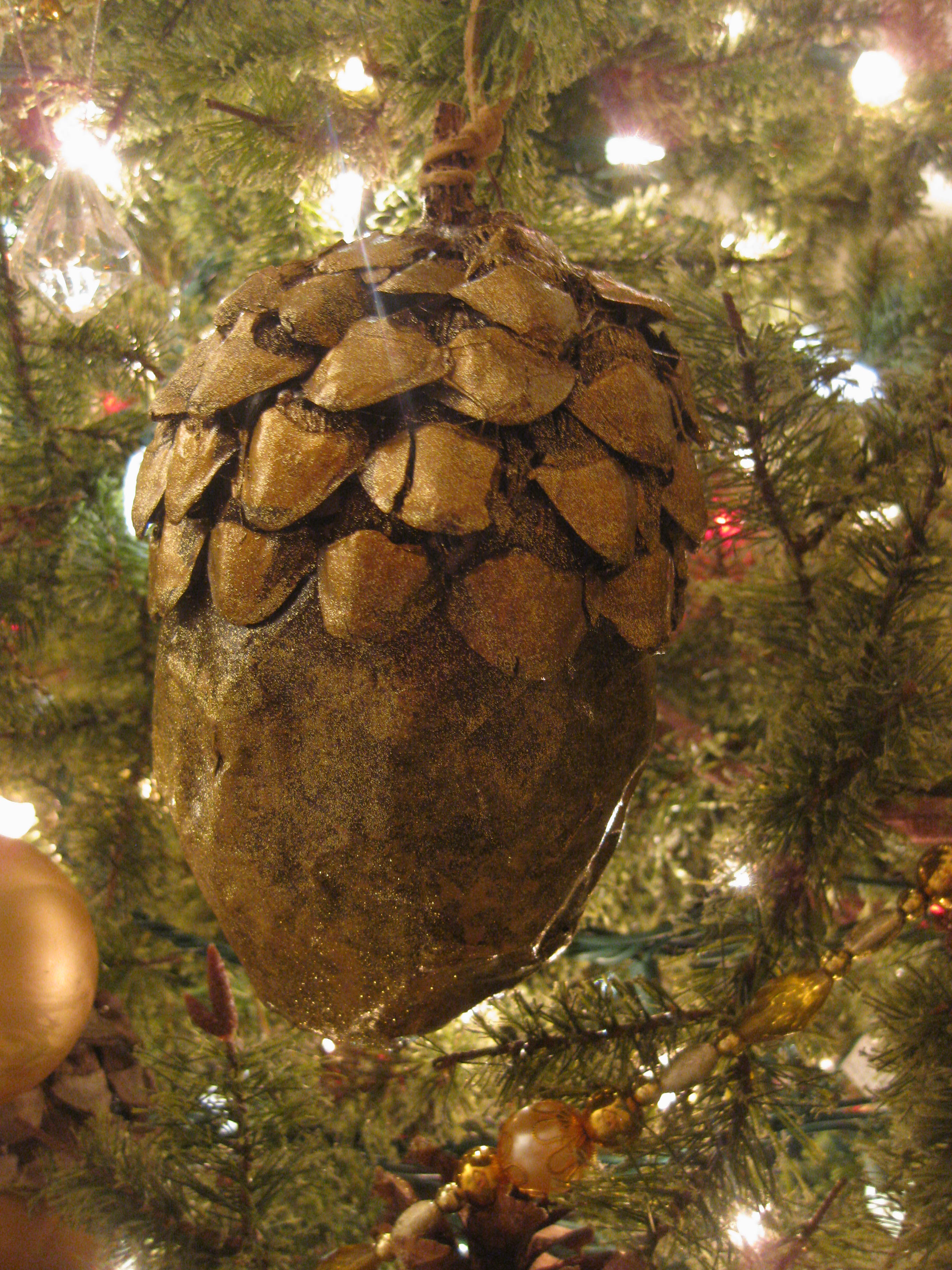Giant Acorns : 3 Steps - Instructables