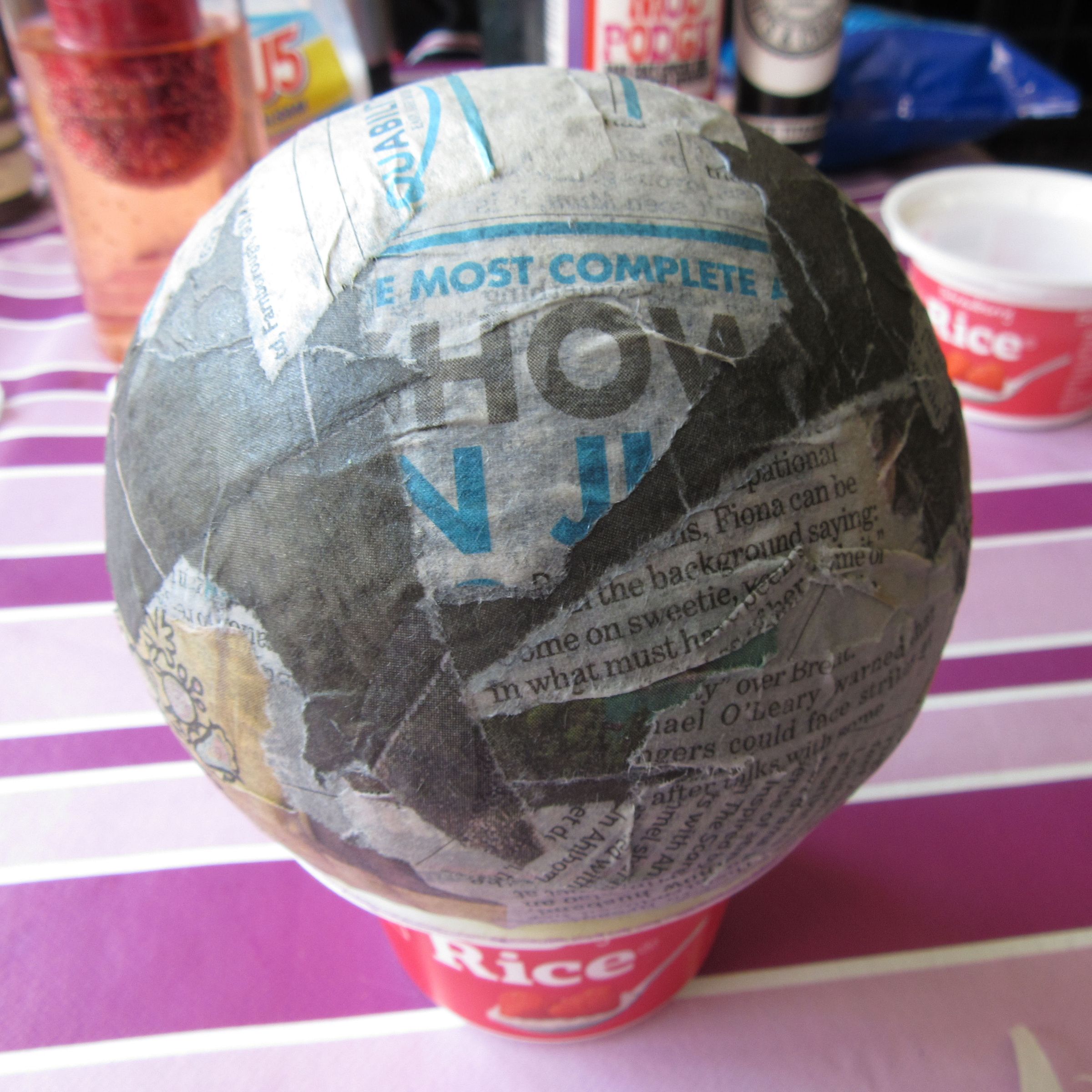 Papier Mache and String Storage Pods : 8 Steps (with Pictures ...