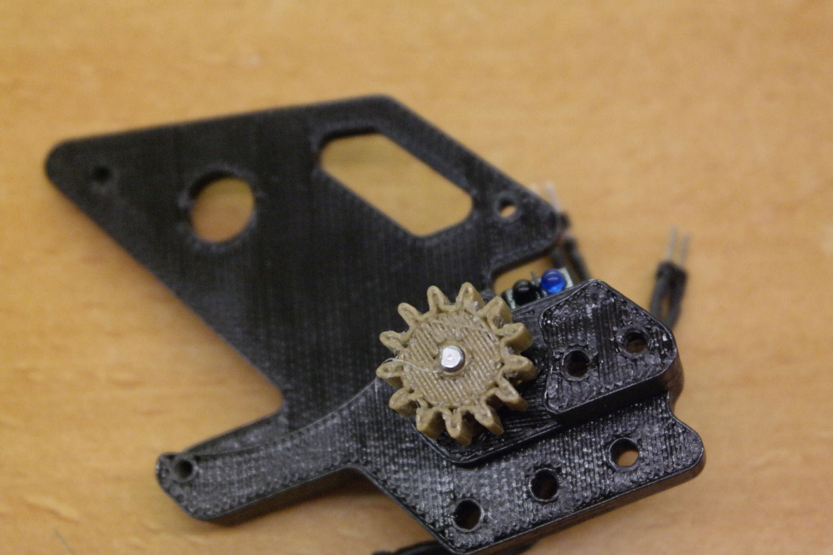 Hand in Hand Skeleton Clock : 11 Steps (with Pictures) - Instructables