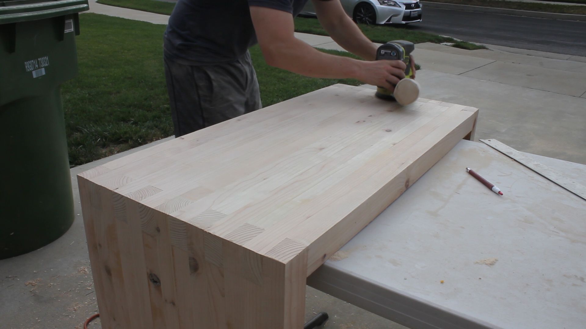 Modern Box-Joint Coffee Table : 16 Steps (with Pictures) - Instructables