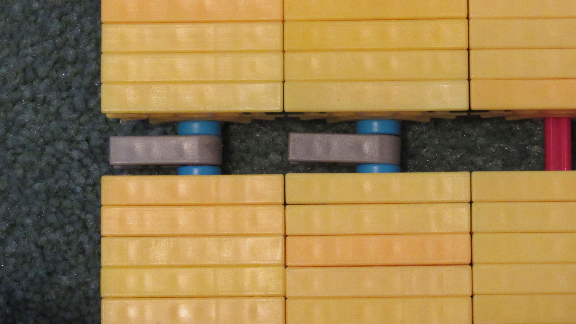 K'nex Foosball Table Instructions : 8 Steps (with Pictures) - Instructables