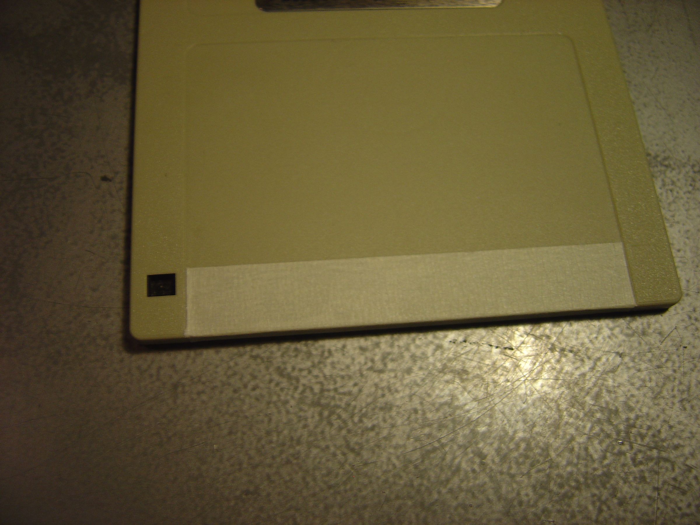 Edge-Labeling Floppy Disks : 5 Steps - Instructables
