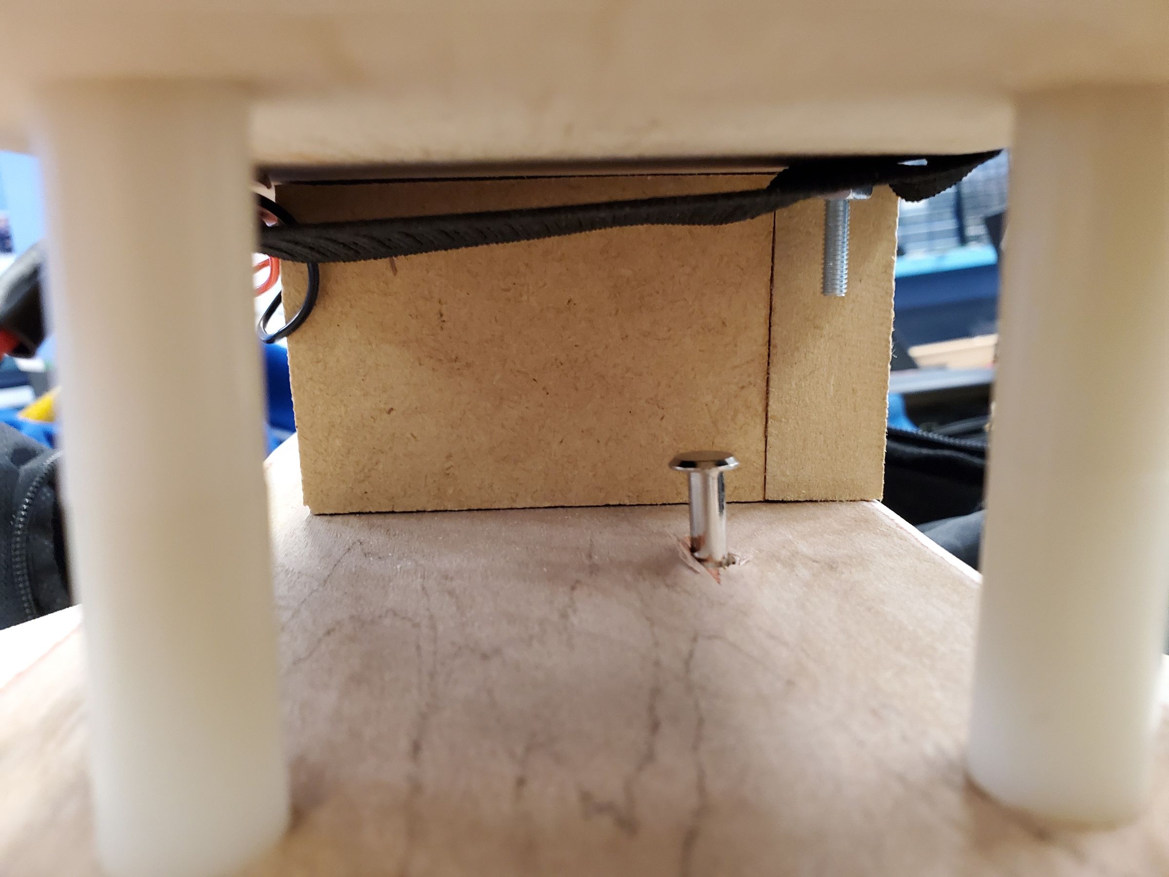 Deployable Shield : 12 Steps - Instructables