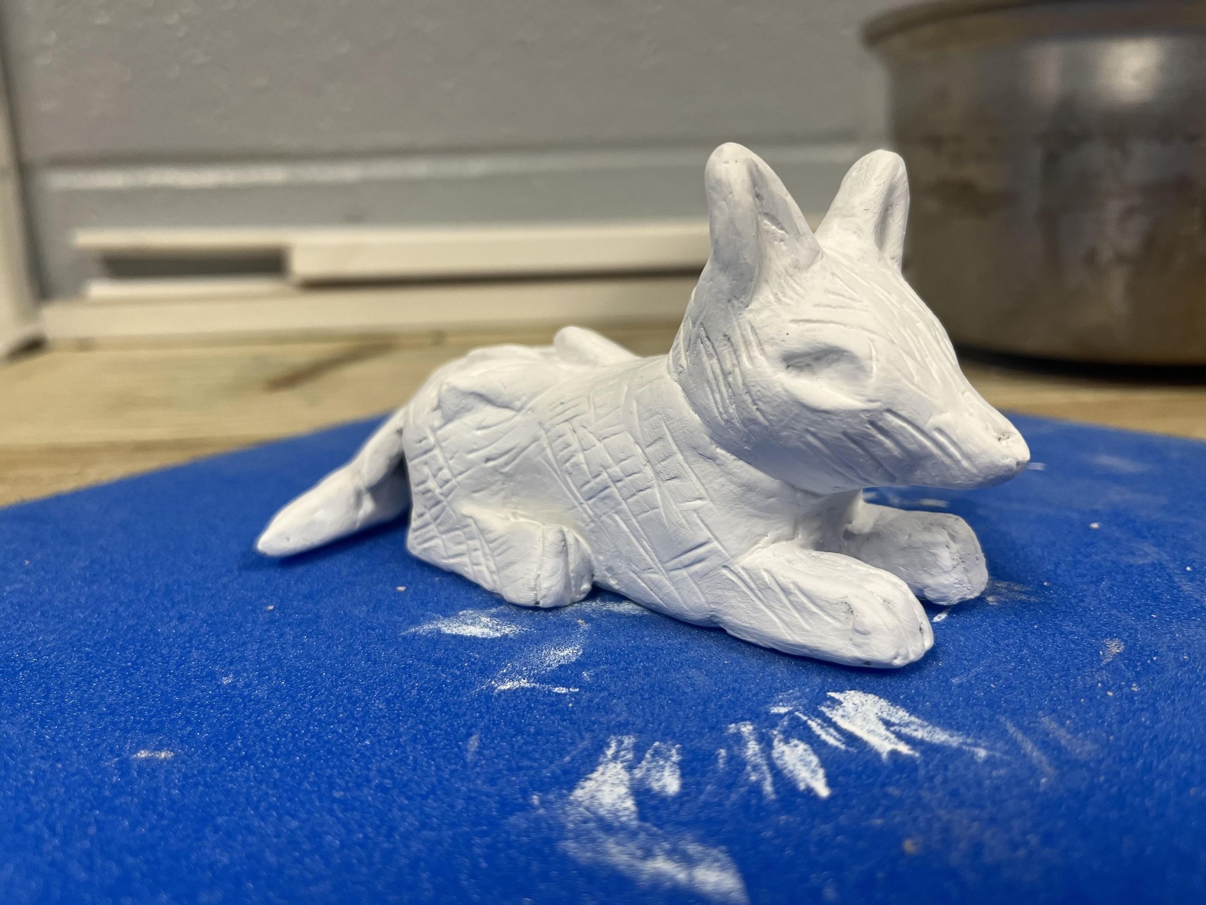 White Fox Sculpture : 3 Steps - Instructables