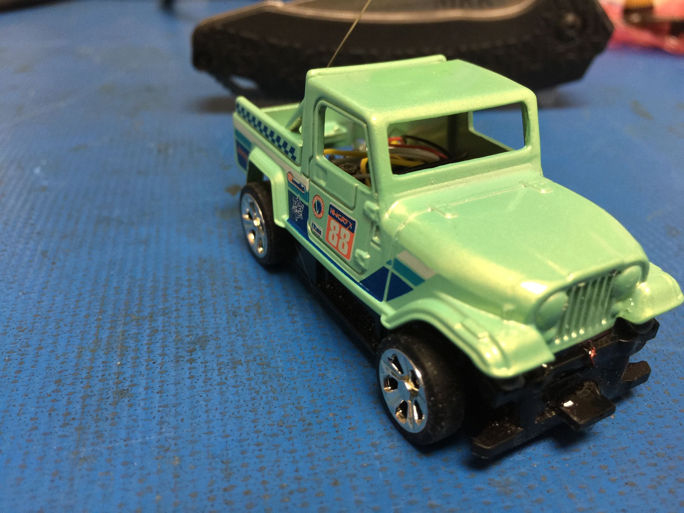 How to Modify Standard Hot Wheels to R/C Hot Wheels :D : 6 Steps (with ...