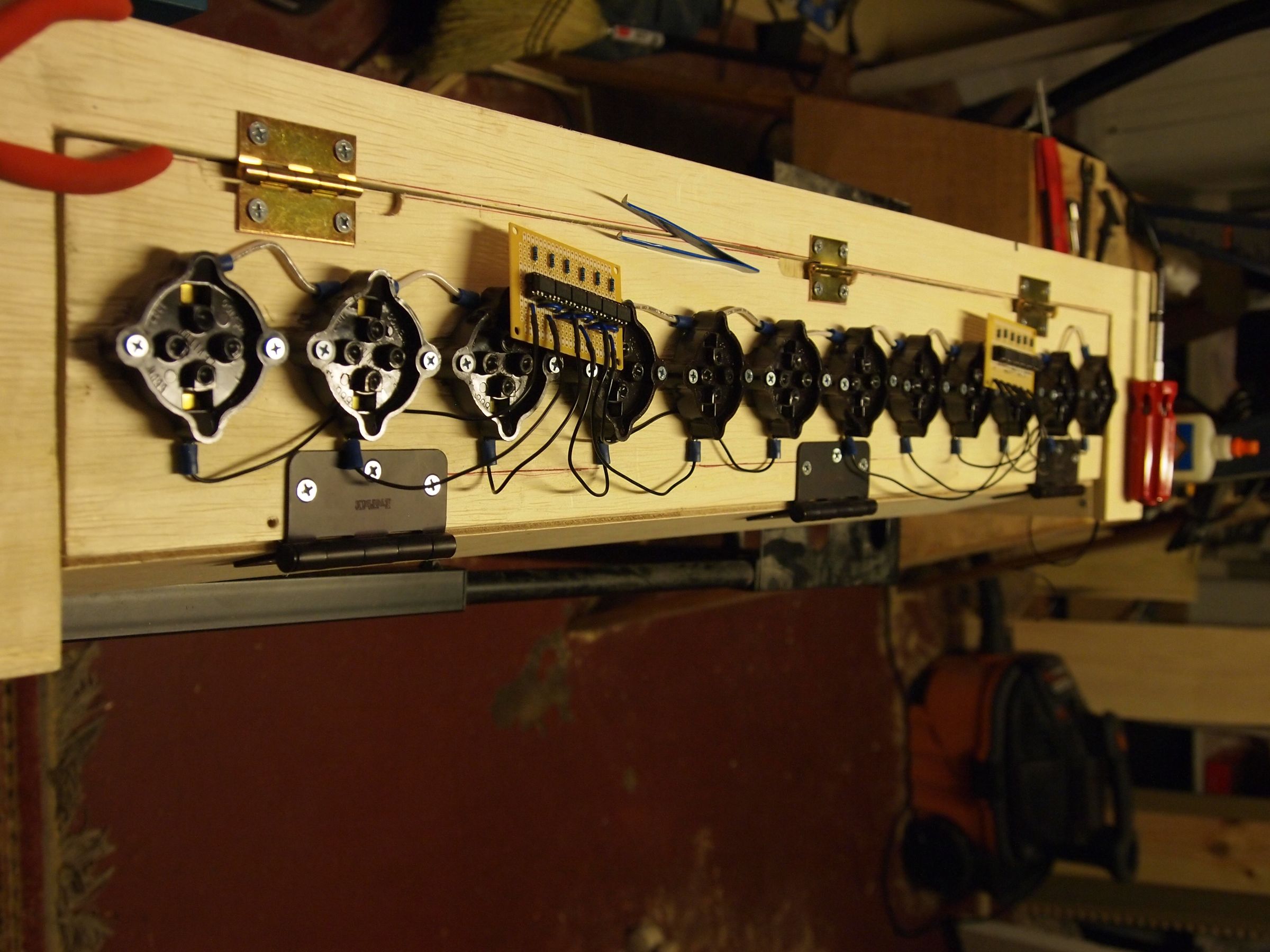 Antique Light Bulb Organ - MIDI/OSC Controlled : 14 Steps (with ...