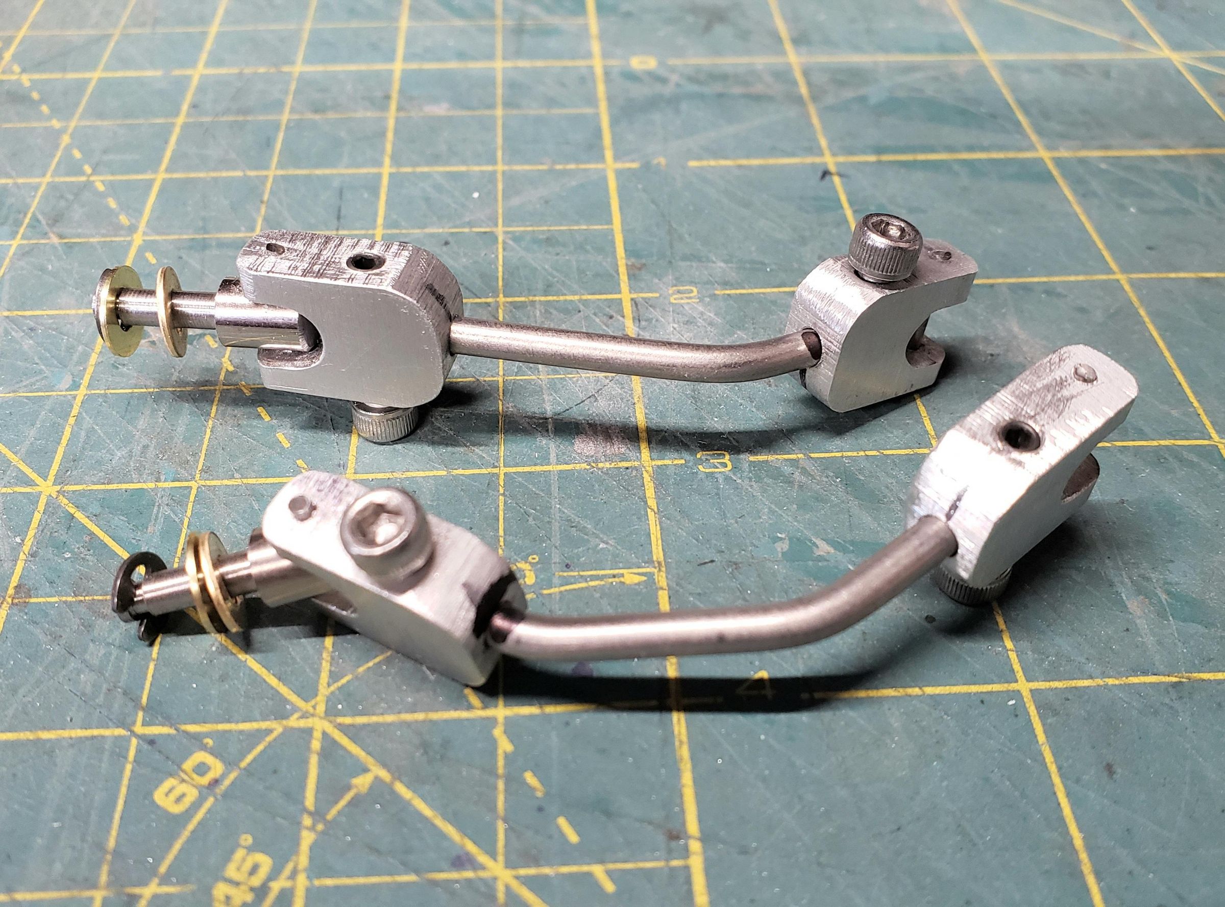 Animatronic Cosplay Wing Mechanics : 8 Steps (with Pictures ...