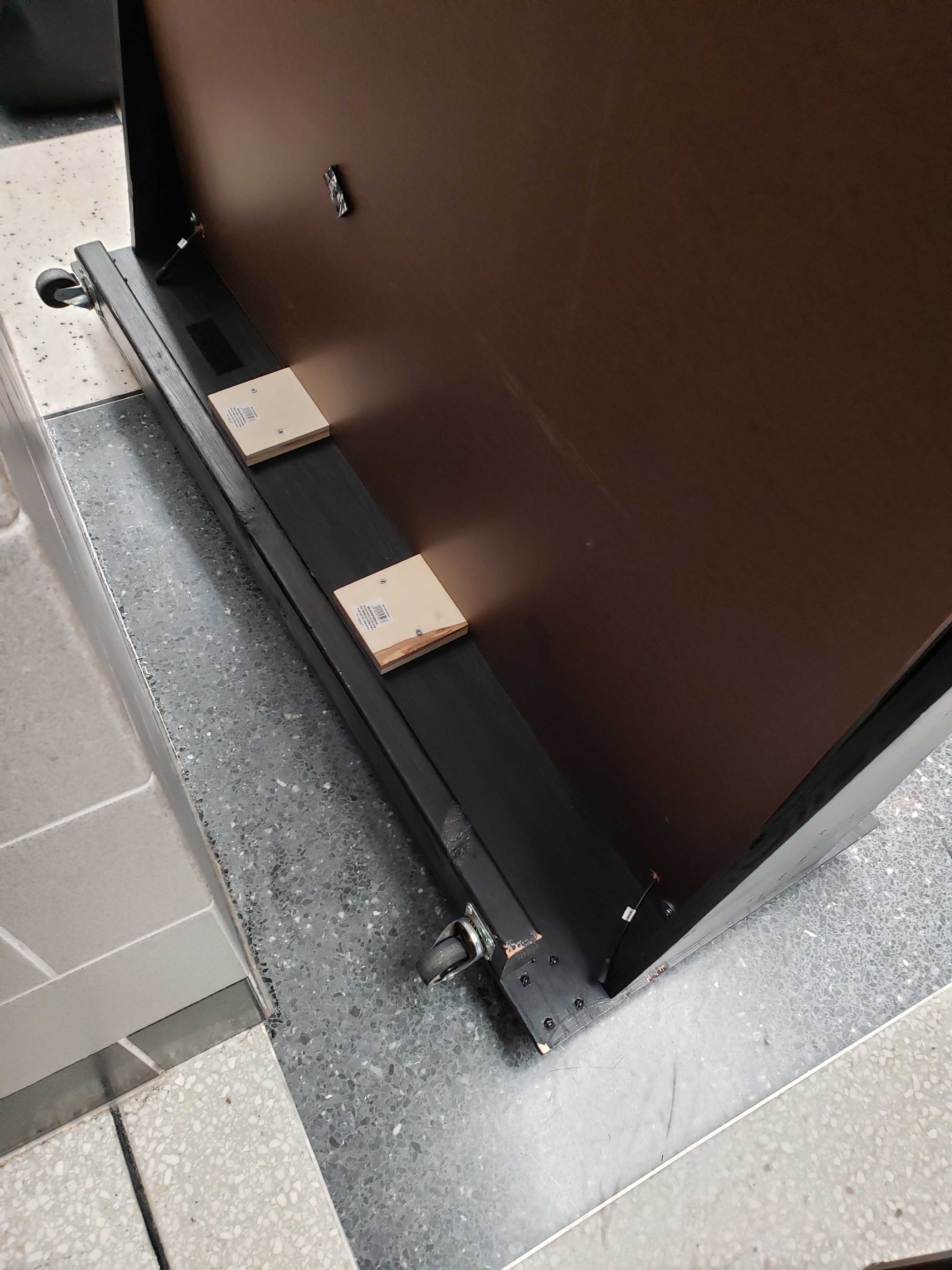 Magic Mirror Stage Prop : 10 Steps (with Pictures) - Instructables