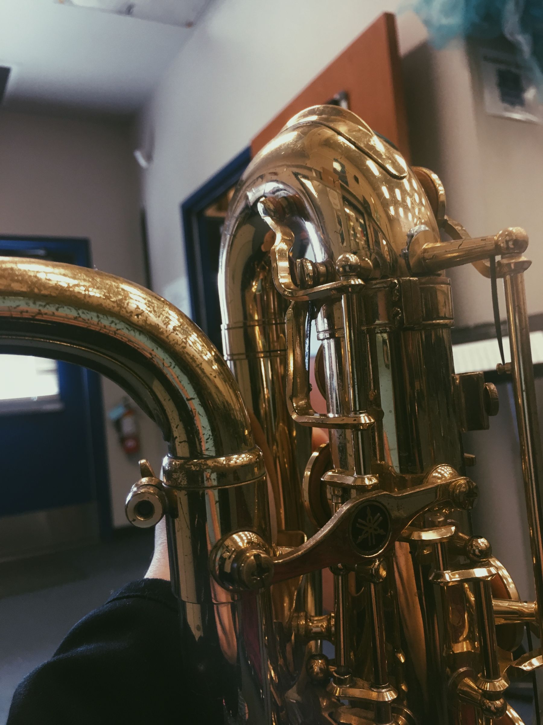 How to Put Together a Baritone Saxophone : 10 Steps - Instructables