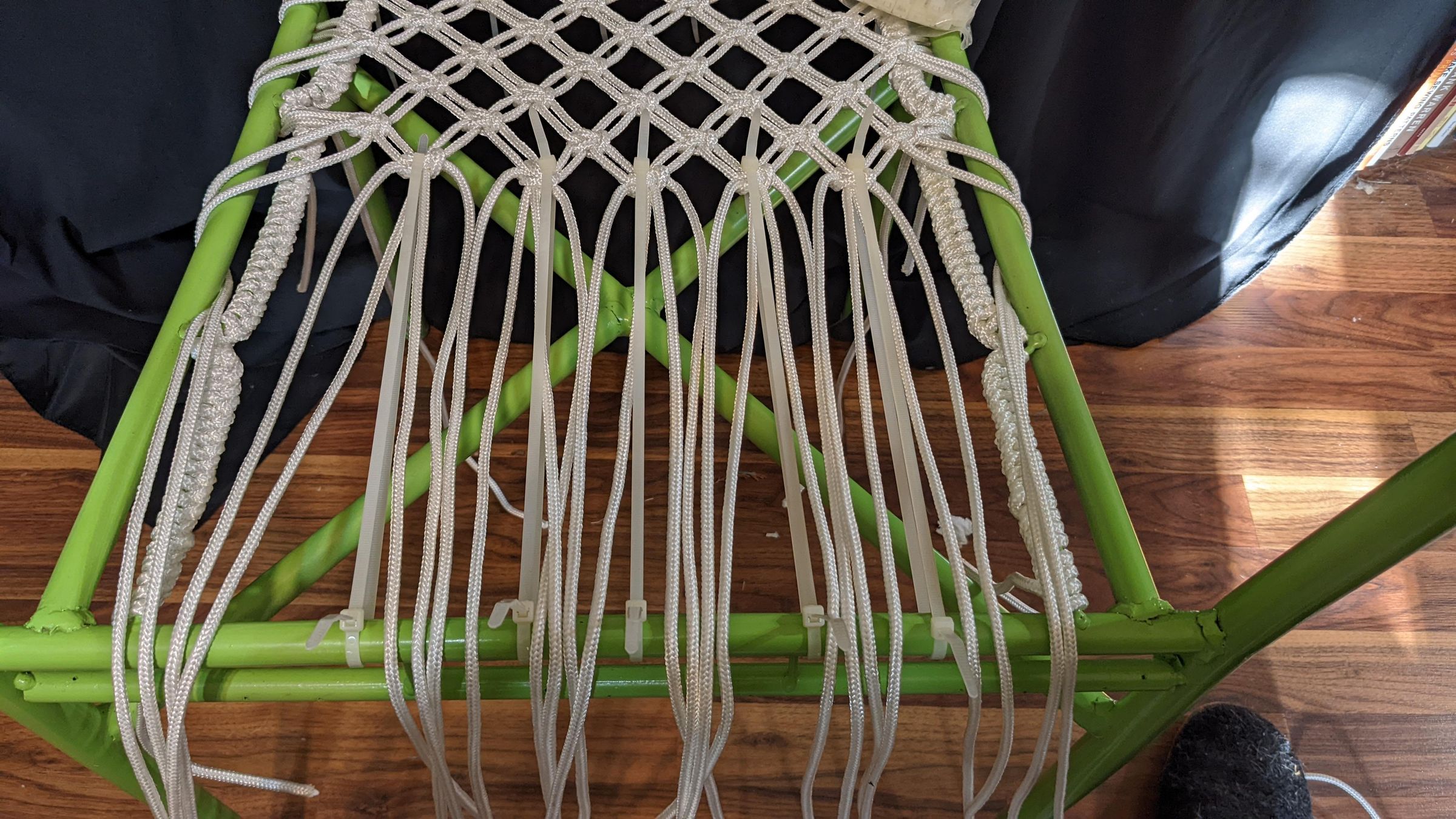 Upcycled Macrame Chair : 12 Steps (with Pictures) - Instructables