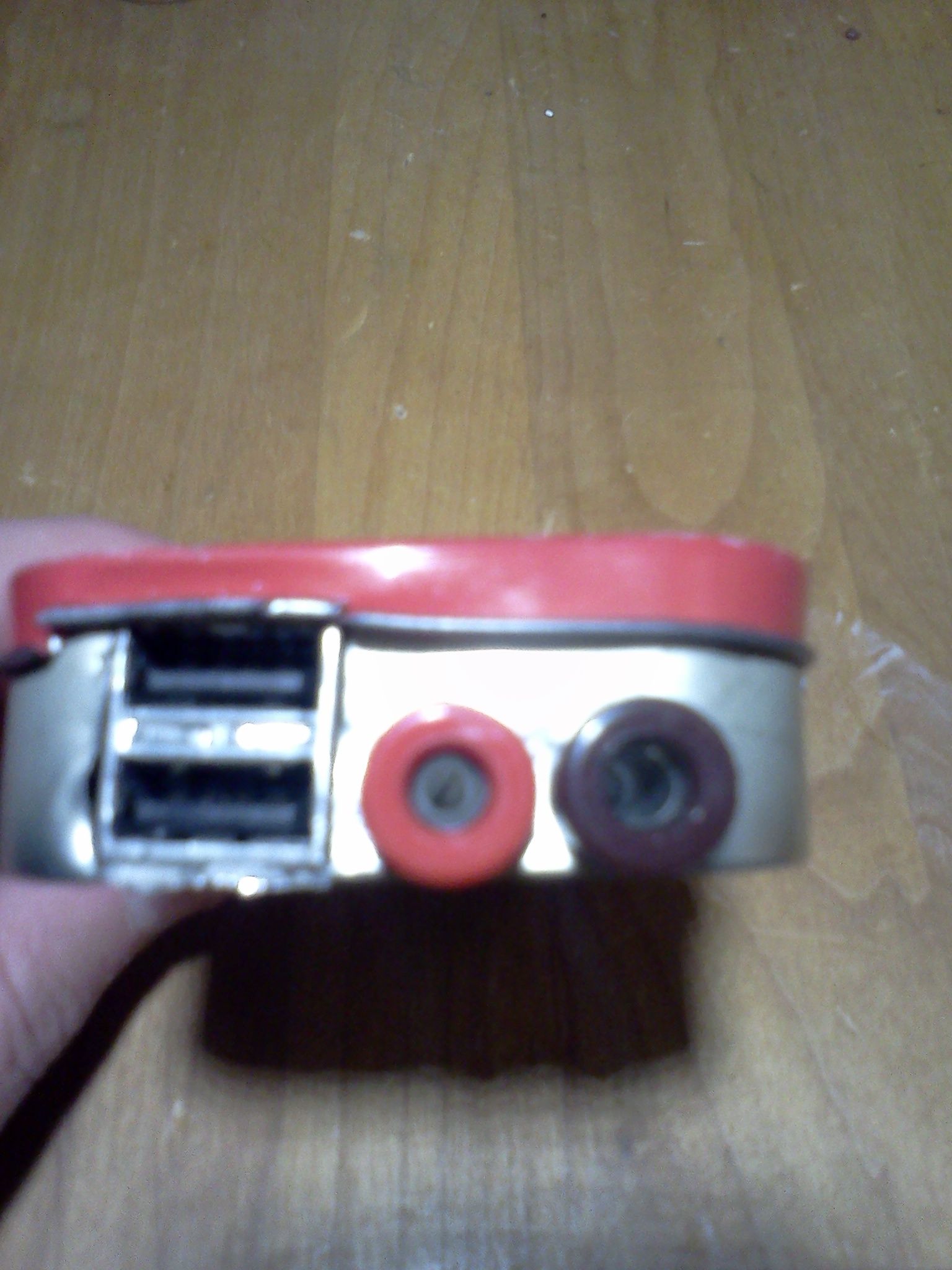 Emergency USB Charger : 6 Steps - Instructables