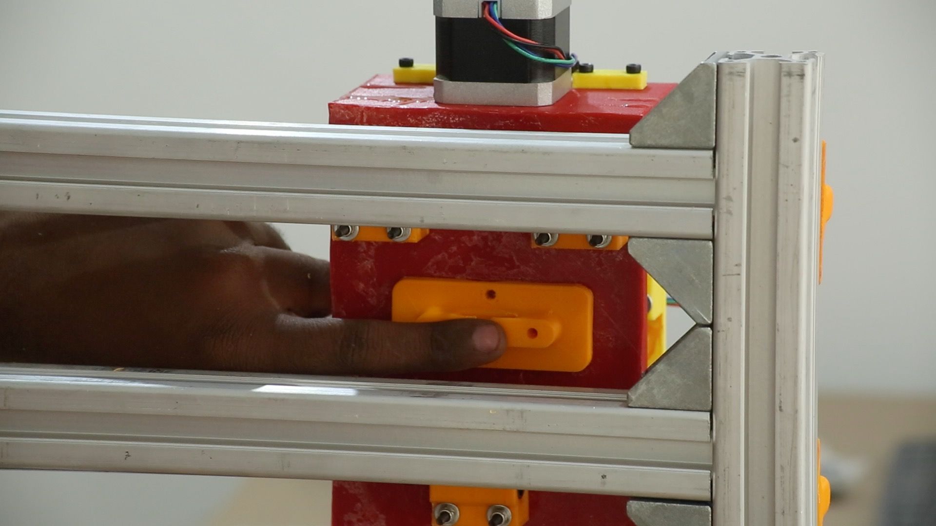 PCB Mill - 04 - Y Axis and Motor Mount : 6 Steps - Instructables