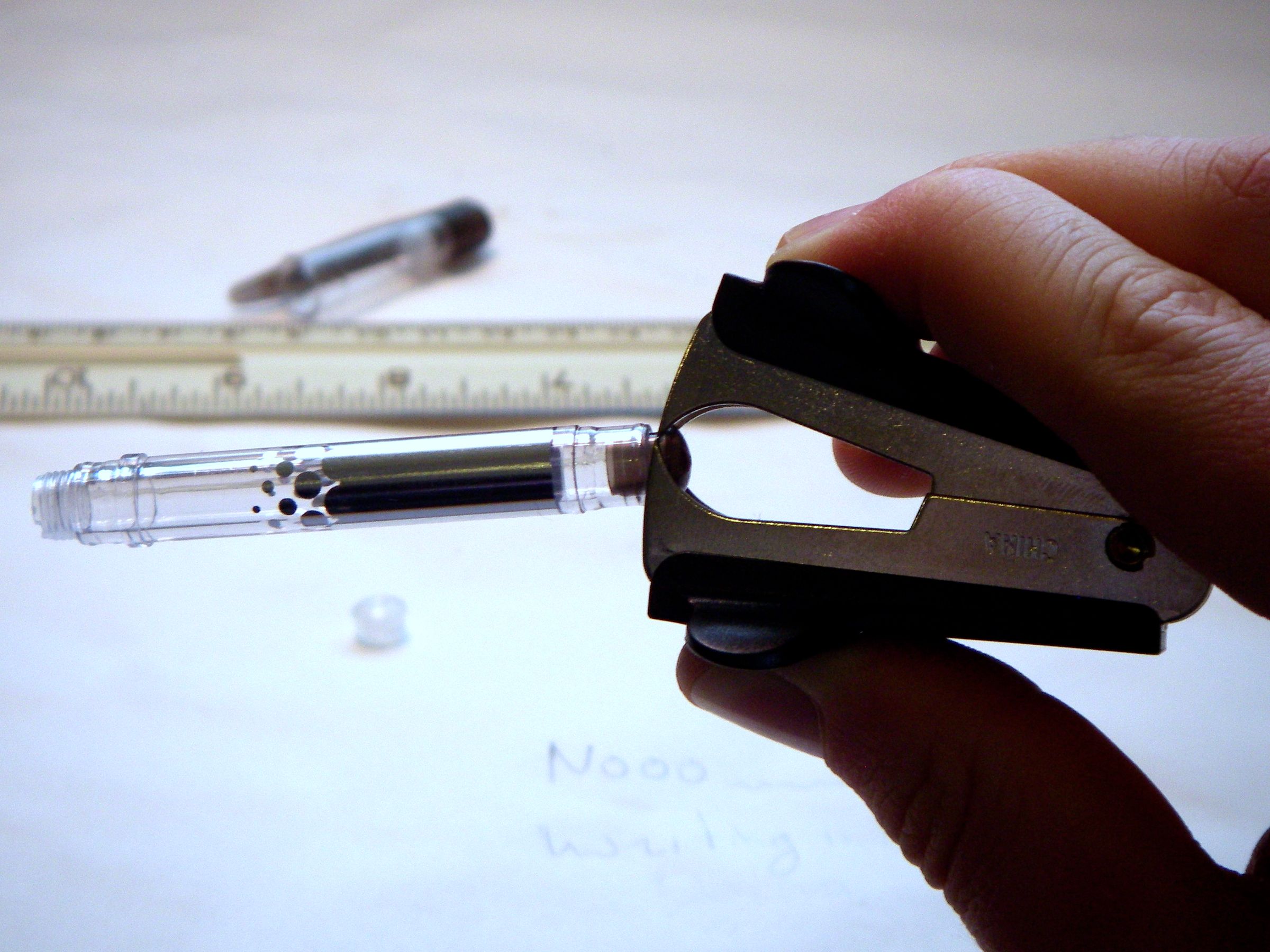 DIY Cross Ion Pen Refill (cheap!) : 6 Steps - Instructables