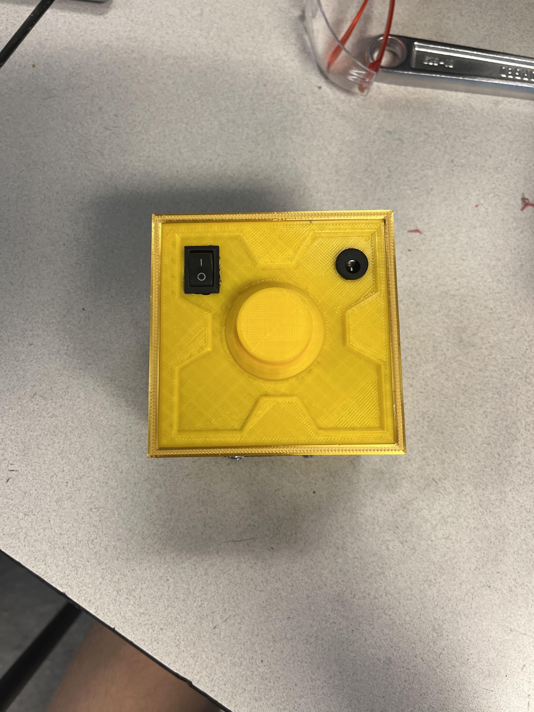 Mr. Meeseeks Speaker Box : 10 Steps - Instructables