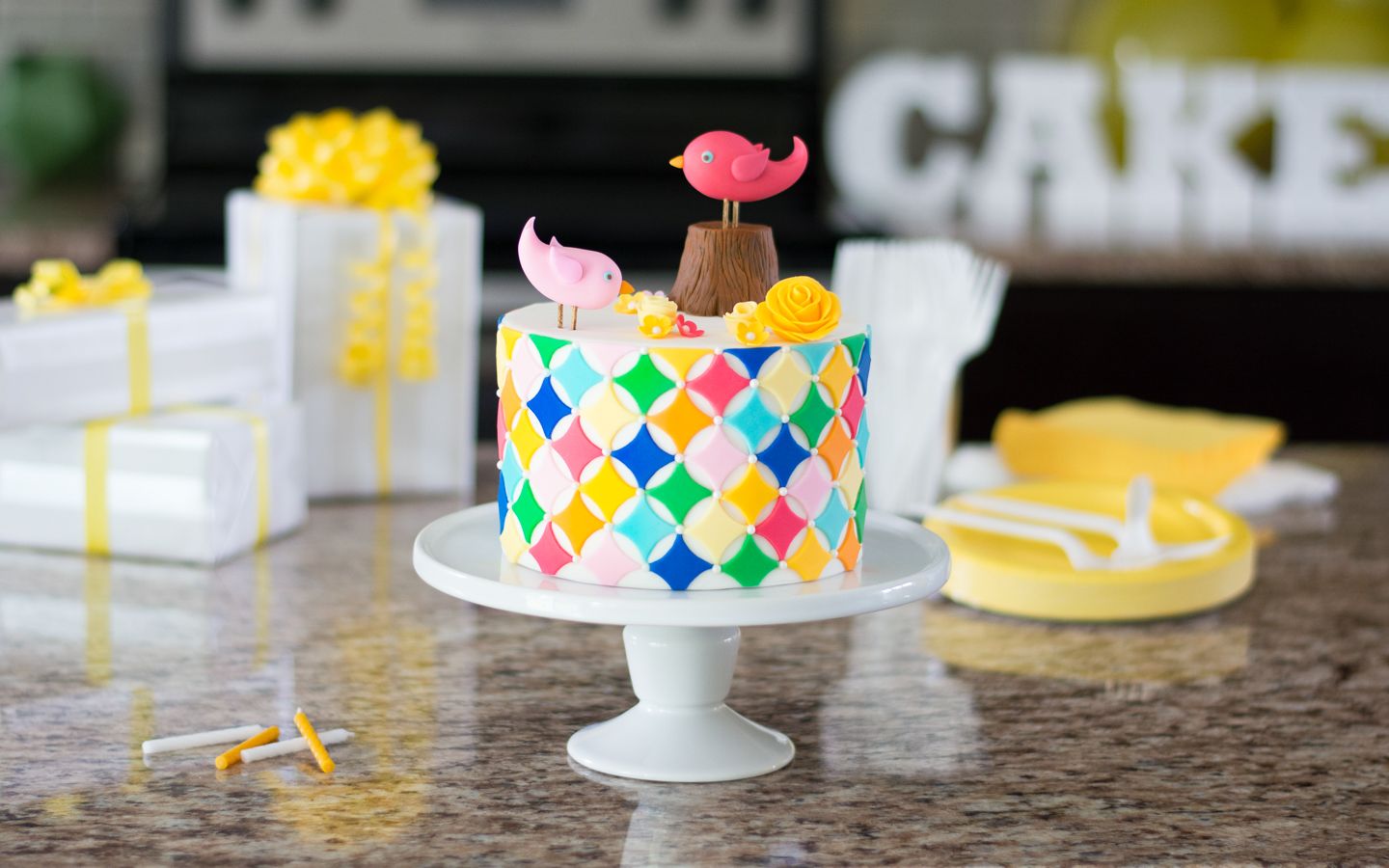 Introduction to Cake Decorating : 4 Steps (with Pictures) - Instructables