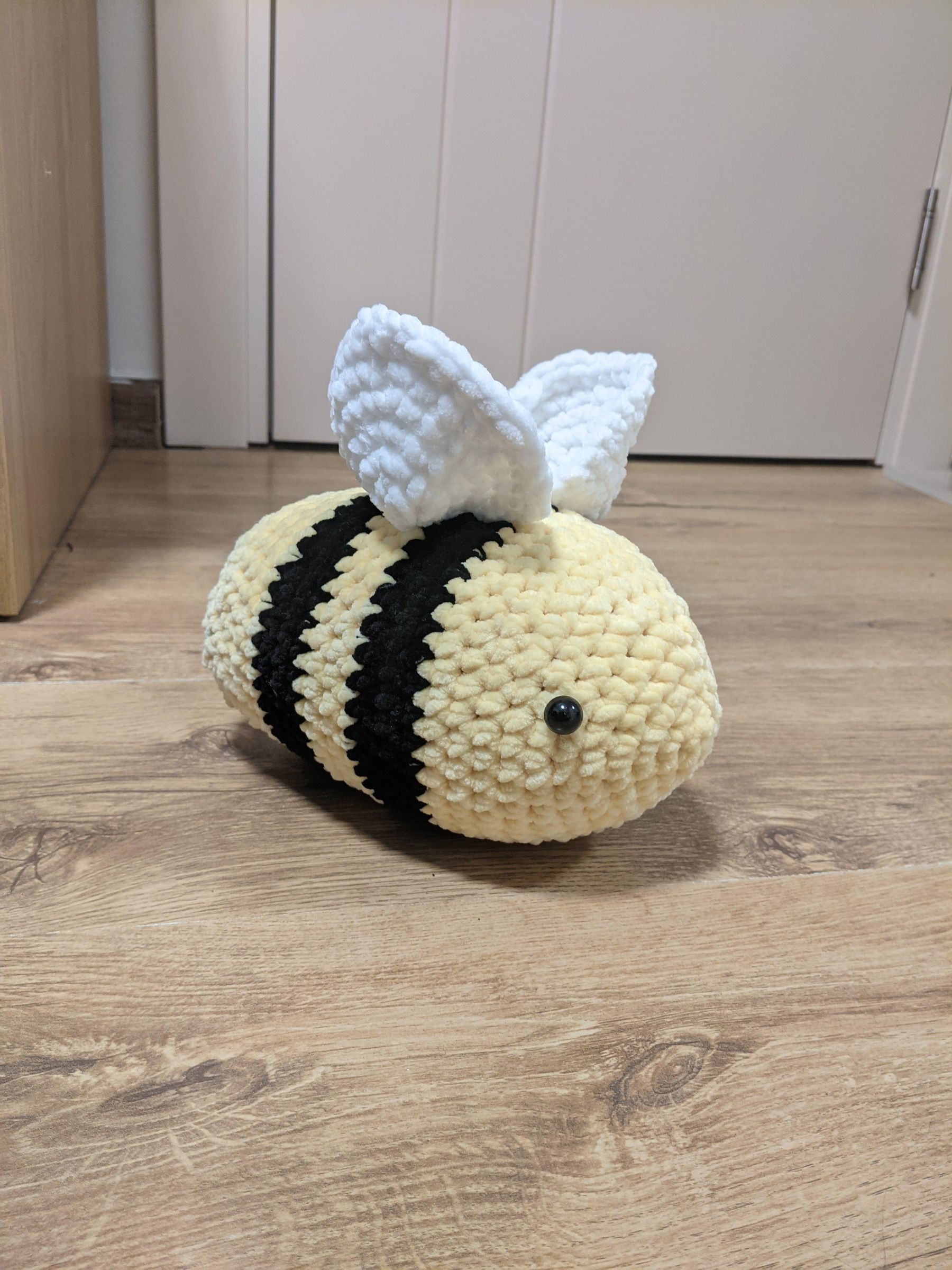 Crochet Bee : 6 Steps (with Pictures) - Instructables