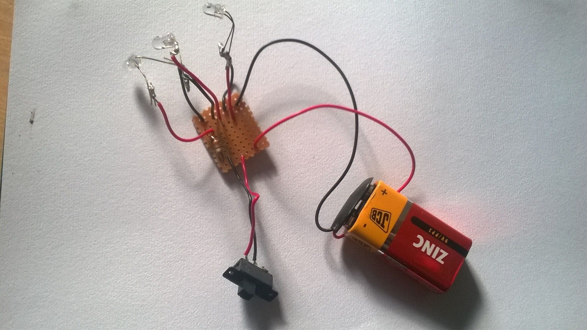 LED Battery Powered Circuit : 5 Steps - Instructables