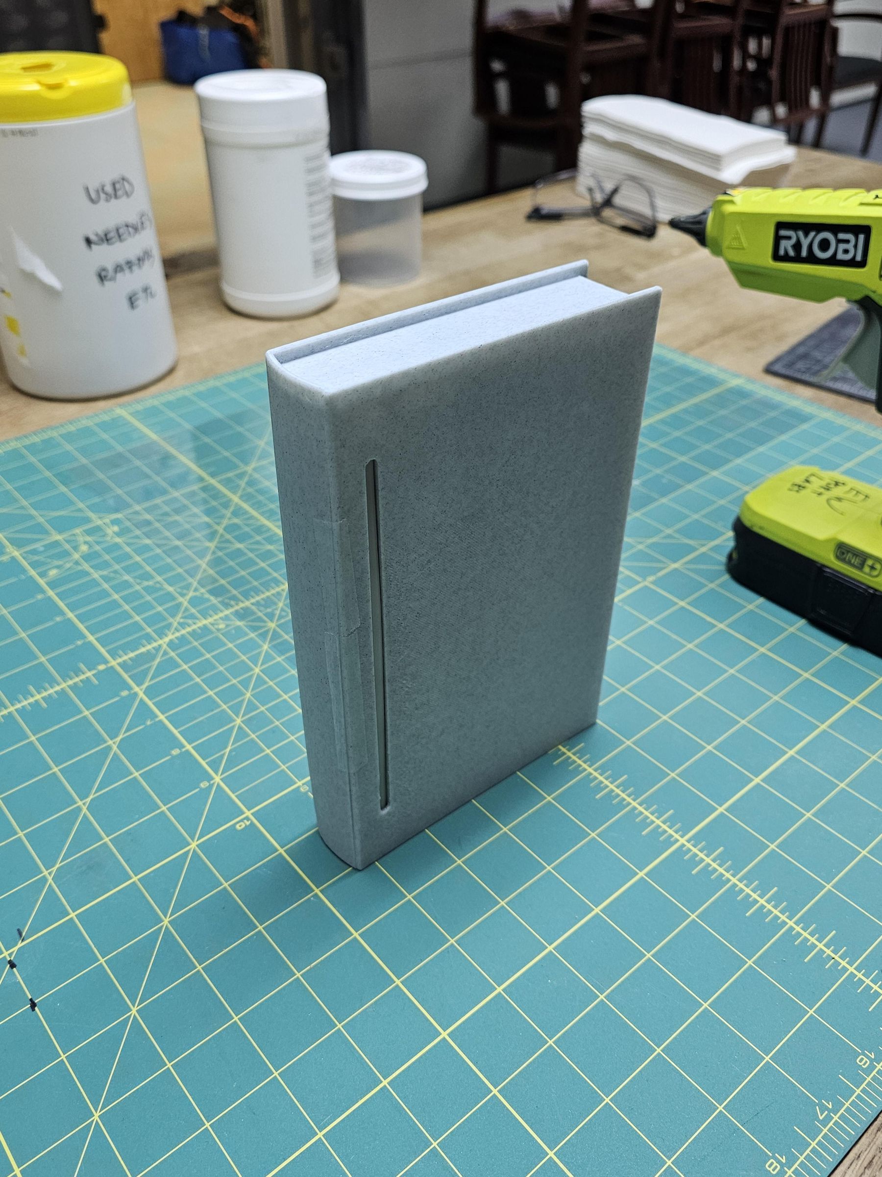 Slide in Slide Out Bookshelf Light : 5 Steps (with Pictures ...