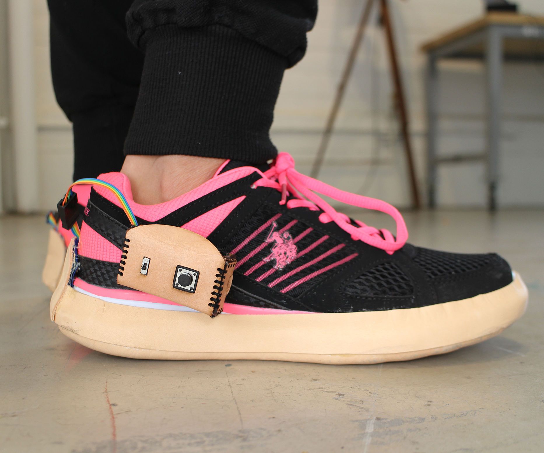 Musical Shoes : 17 Steps (with Pictures) - Instructables