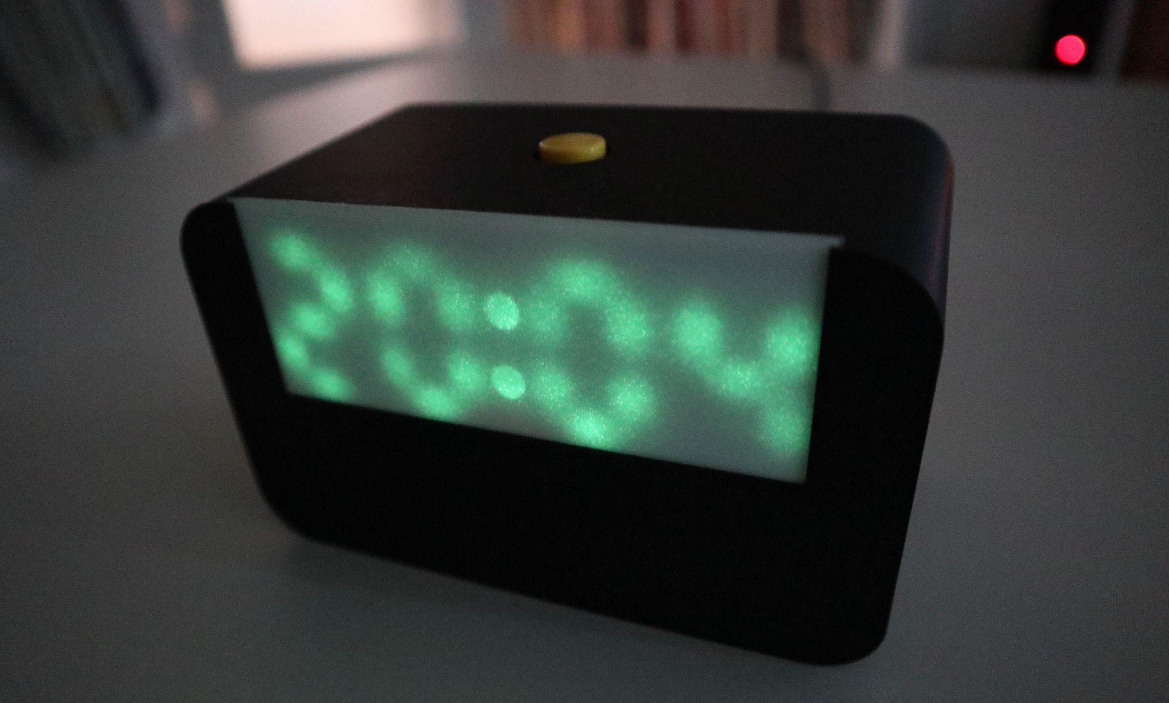 Photochromic & Glow-in-the-Dark Clock : 12 Steps (with Pictures) - Instructables