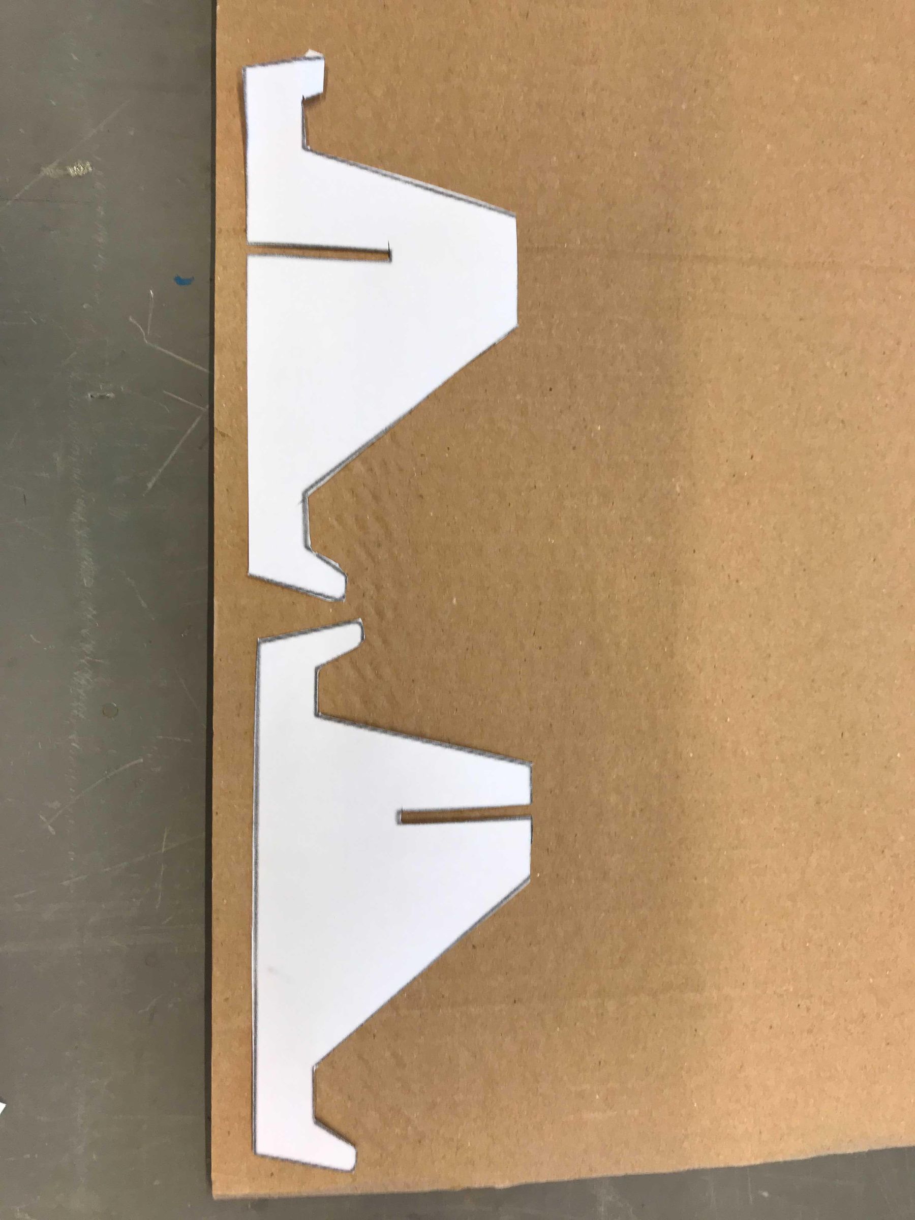 Cardboard Smartphone Desk Stand : 3 Steps (with Pictures) - Instructables