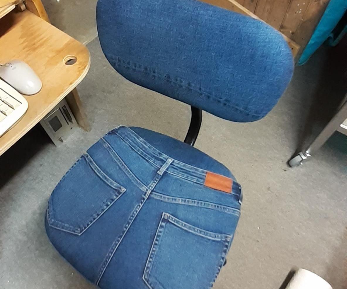 Jean Chair. : 5 Steps (with Pictures) - Instructables