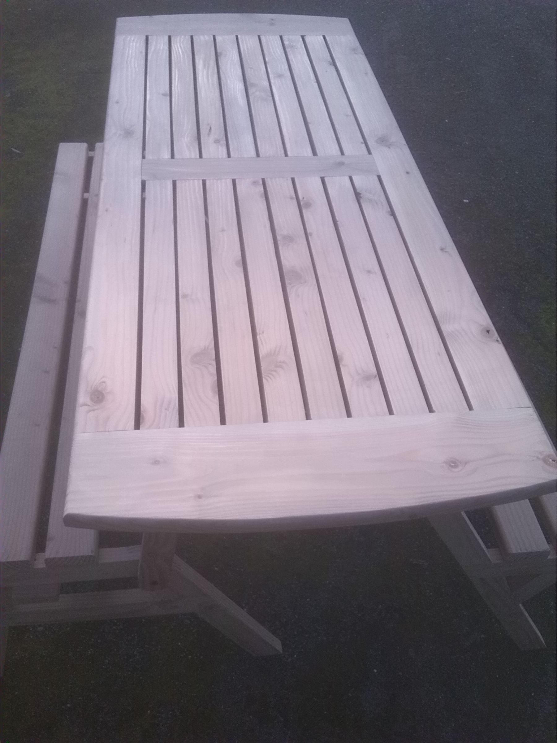 Convertible Bench/table : 5 Steps (with Pictures) - Instructables