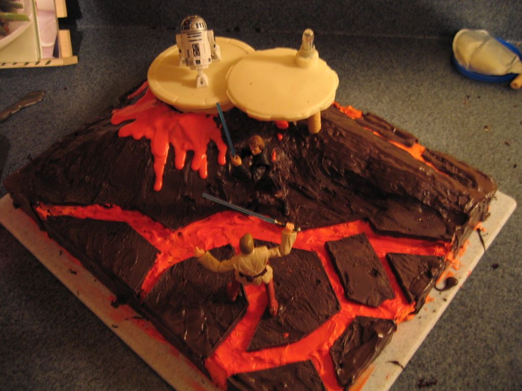 Star Wars Cake (Mustafar) : 7 Steps (with Pictures) - Instructables