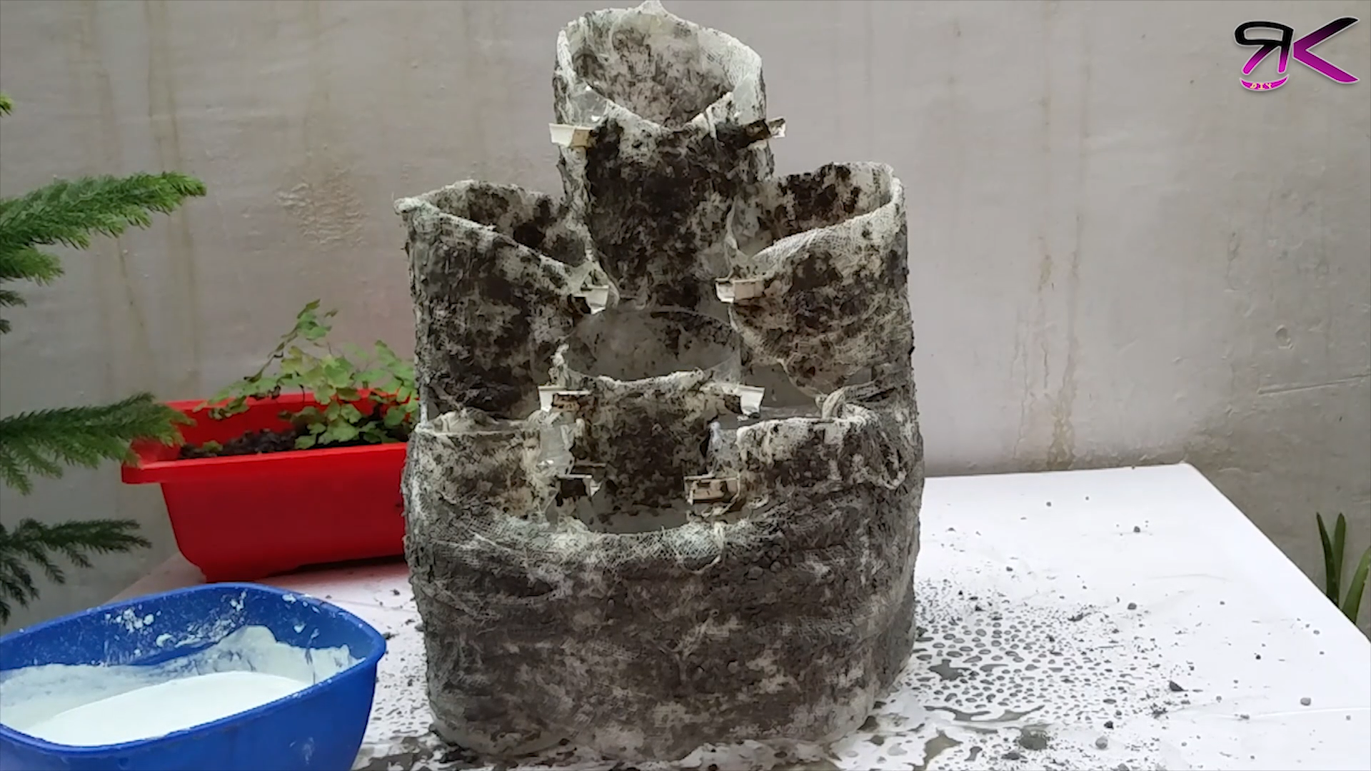 Amazing Water Fountain With Plastic Bottle and Led (DIY) : 7 Steps ...