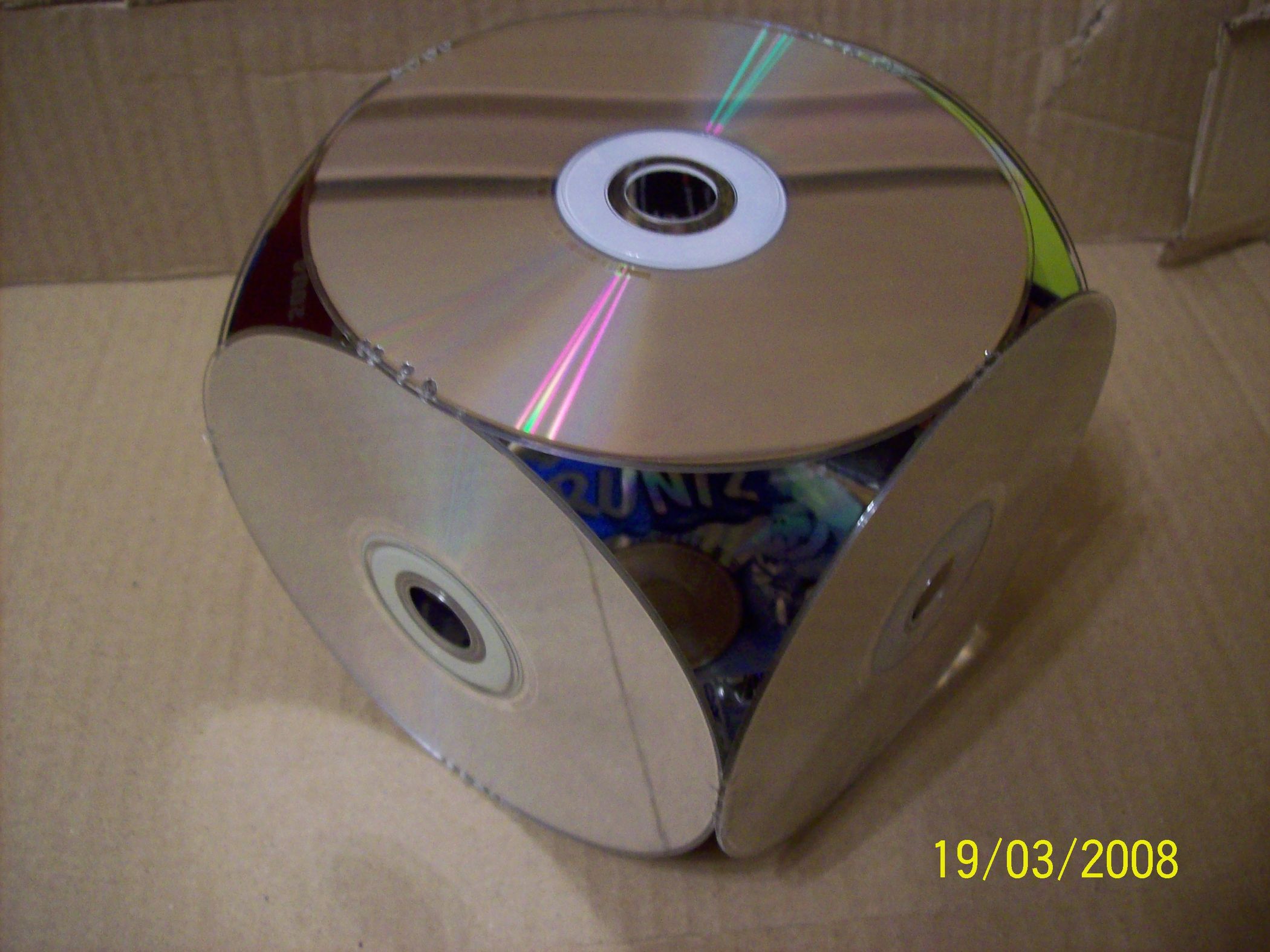 CD Box : 3 Steps - Instructables