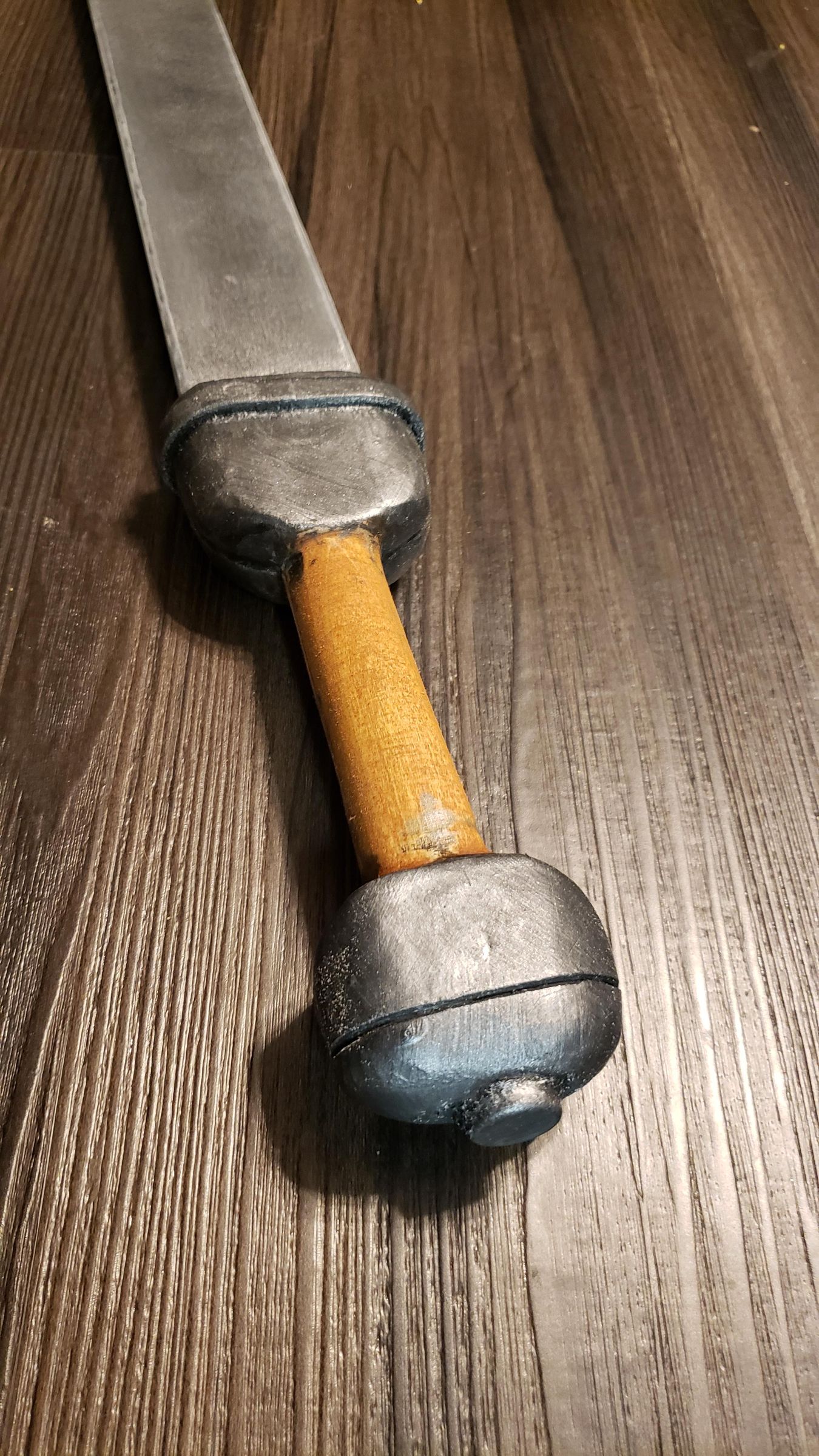 Spartacus: War of the Damned Inspired Aluminum Prop Sword : 5 Steps ...