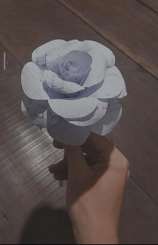 Book Page Roses : 5 Steps (with Pictures) - Instructables
