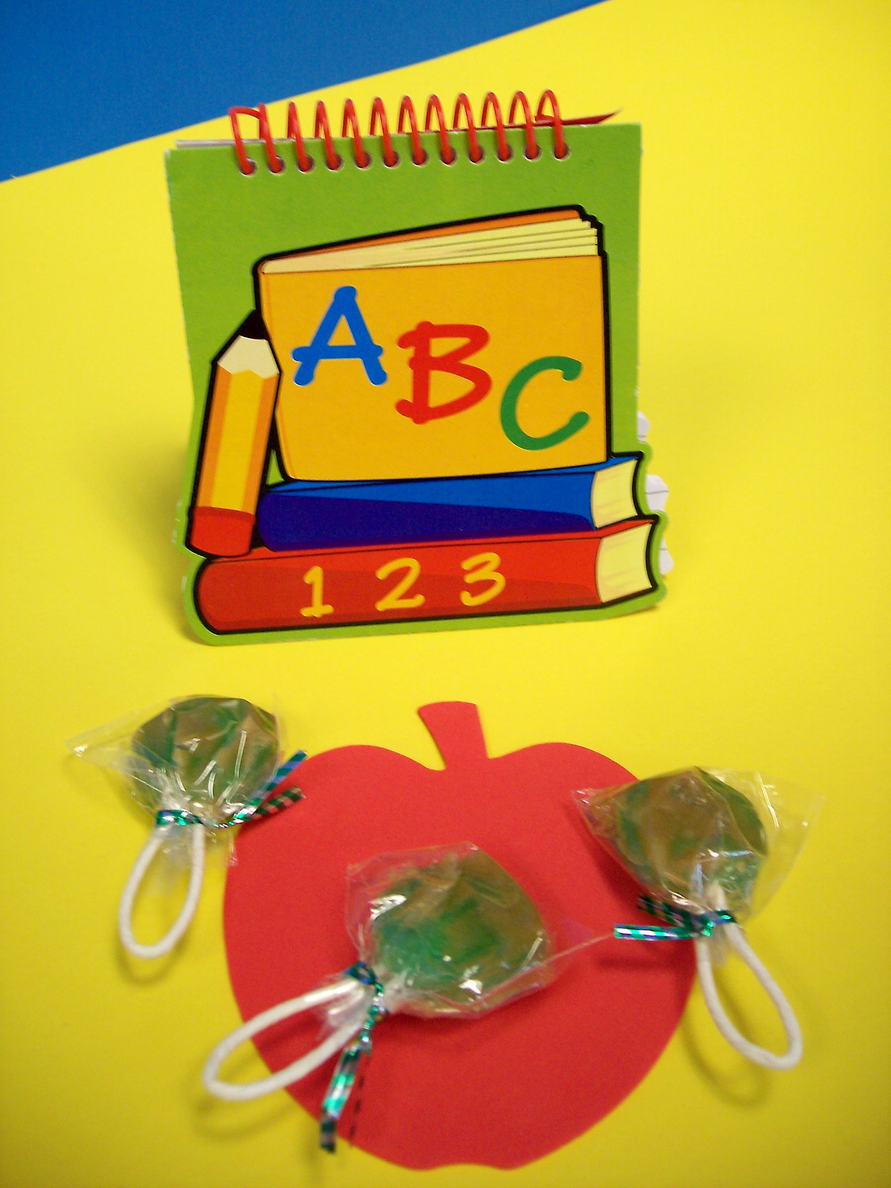 Back to School Treats: Caramel Dipped Lollipops - Instructables