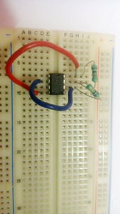 Simple Alternate LED Flashing Using 555 Timer : 3 Steps - Instructables