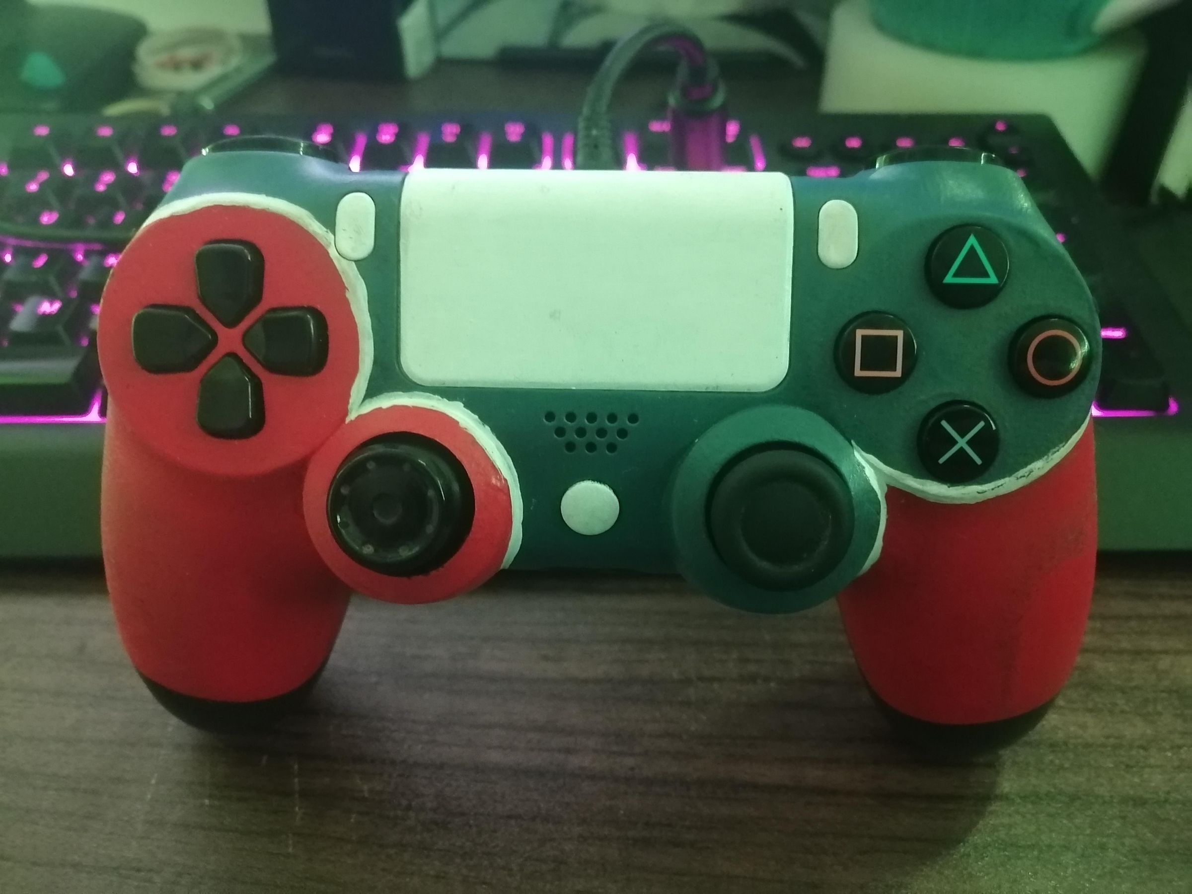 Custom Painted Playstation 4 Controller : 4 Steps - Instructables