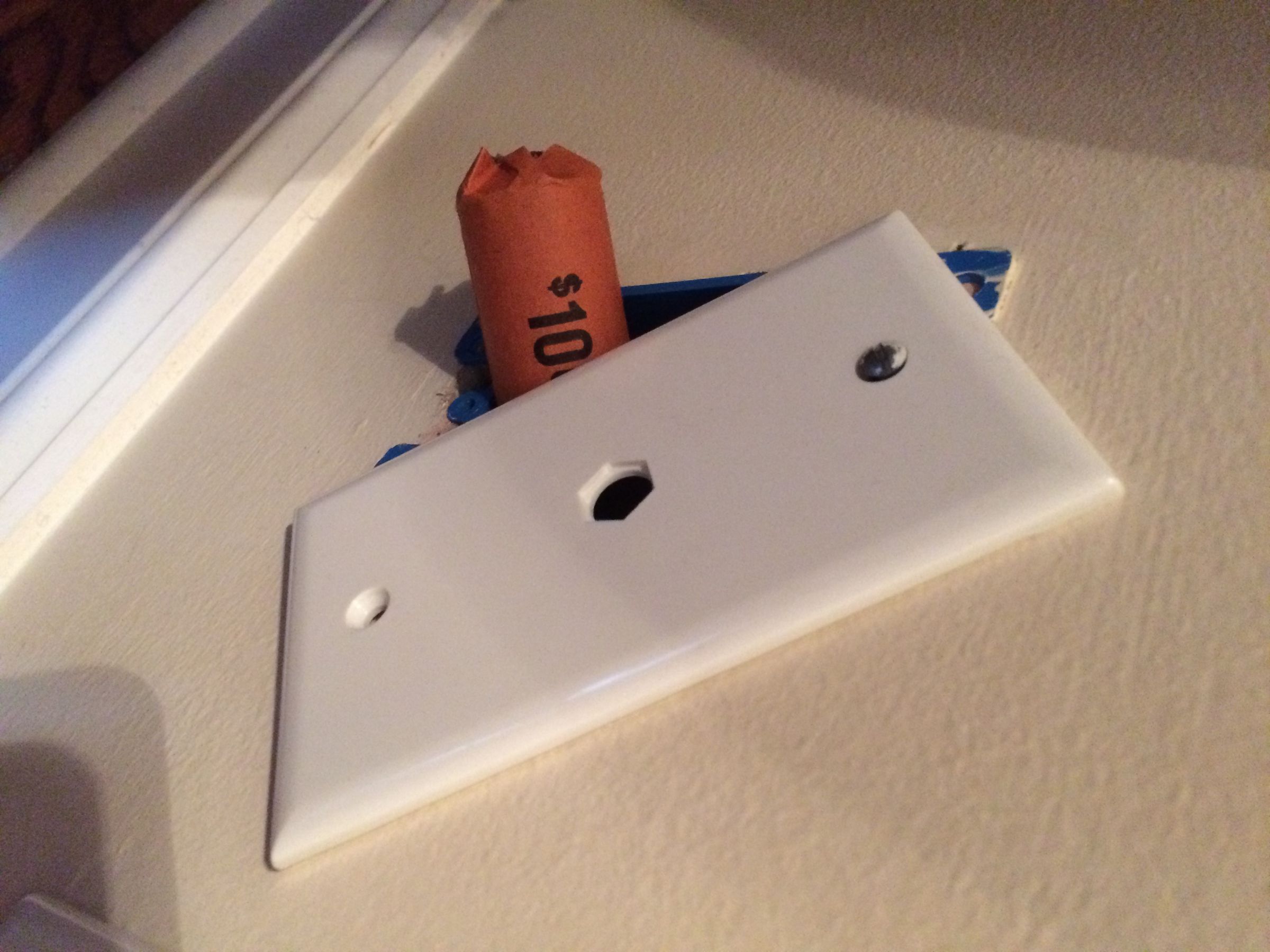 Electric Outlet Secret Compartment : 5 Steps (with Pictures ...