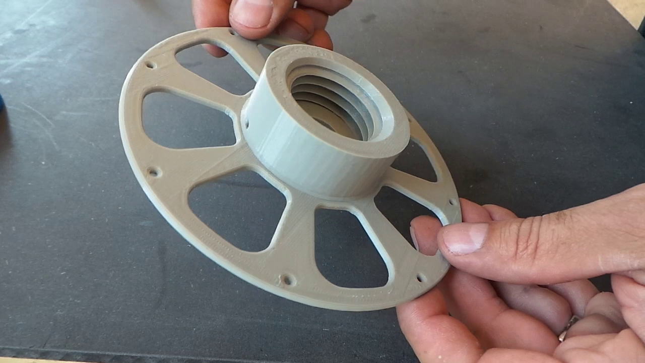 3D-printable Split Filament Spool With Threaded Joint : 10 Steps ...