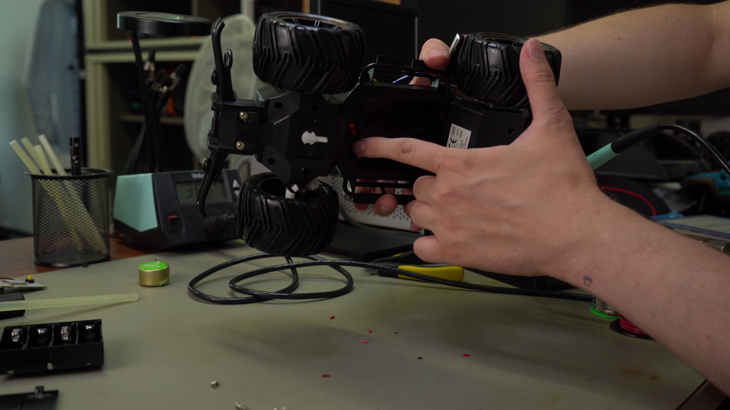 How to Install Your RoboHeart Hercules Into a RC Car : 15 Steps - Instructables