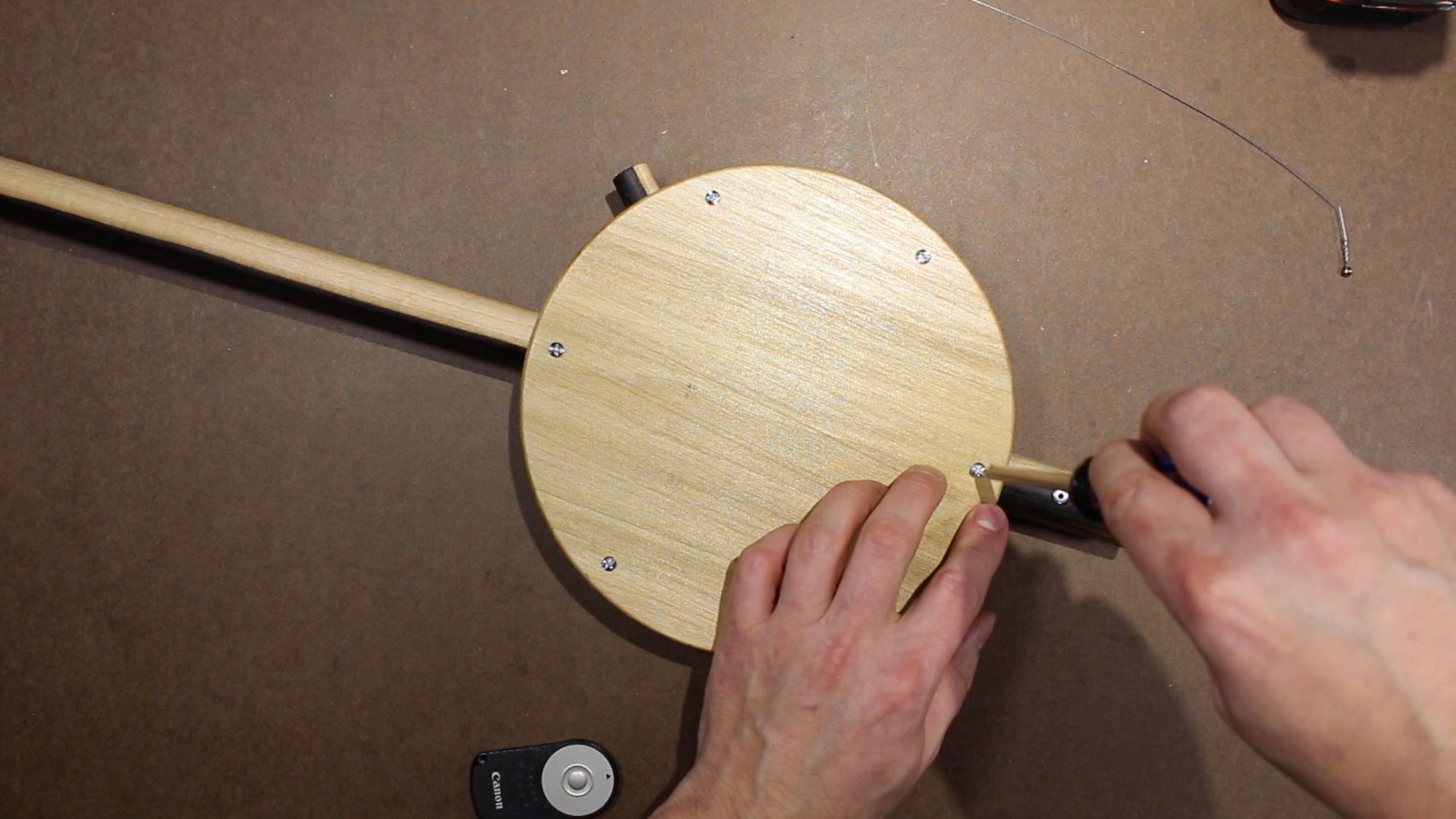Diddley Bow : 17 Steps (with Pictures) - Instructables