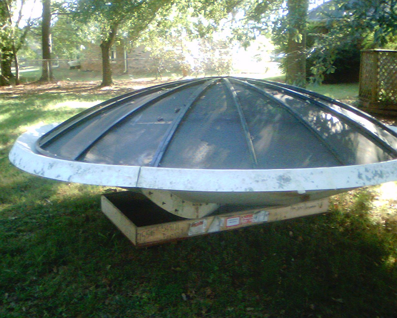 A Flying Saucer Has Landed in My Yard! : 12 Steps (with Pictures ...