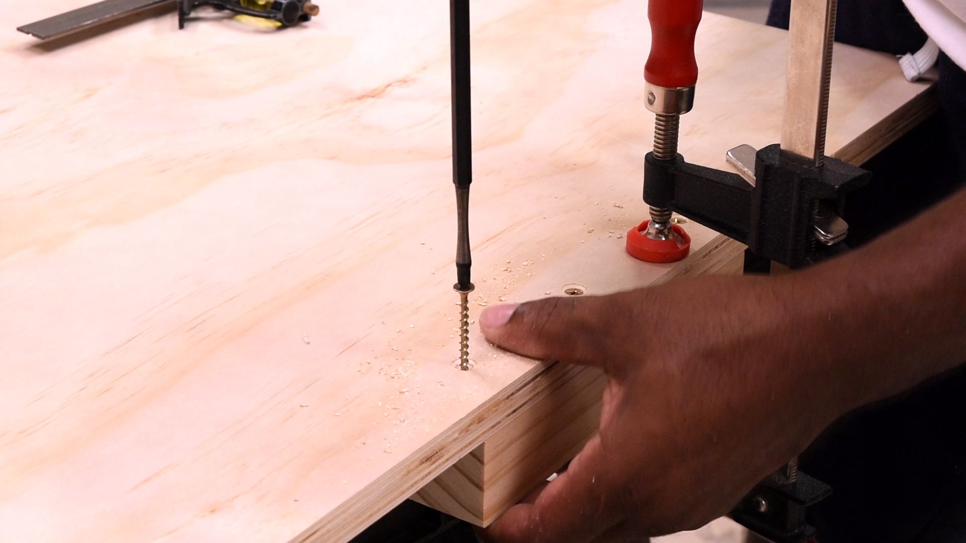 MAX CUT 2 Circular Saw Crosscut & Miter Jig : 11 Steps (with Pictures ...