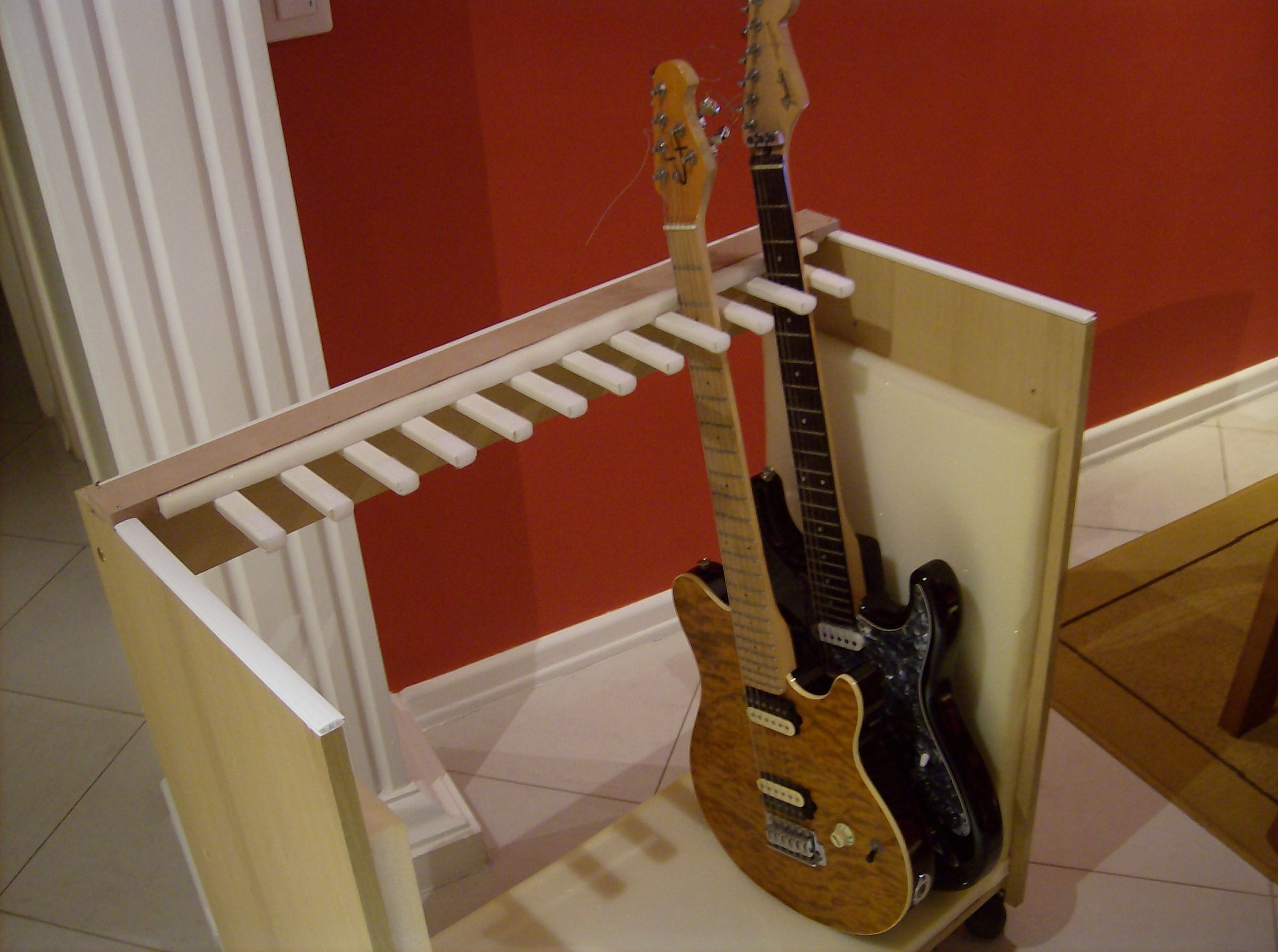 Multiple Guitar Stand Made Out of an Old Computer Table - Instructables