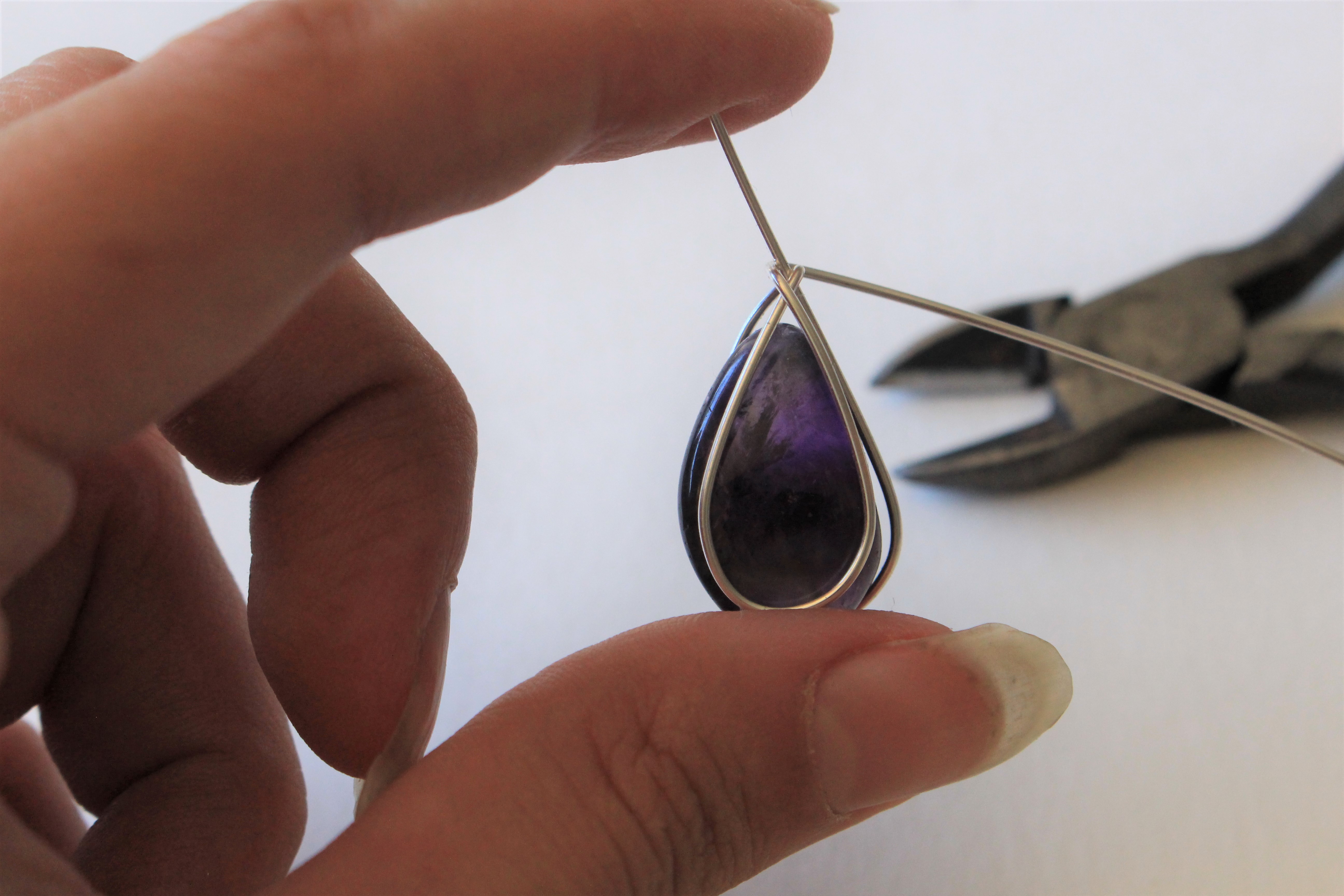 Wire Wrapped Stone Pendants : 11 Steps (with Pictures) - Instructables