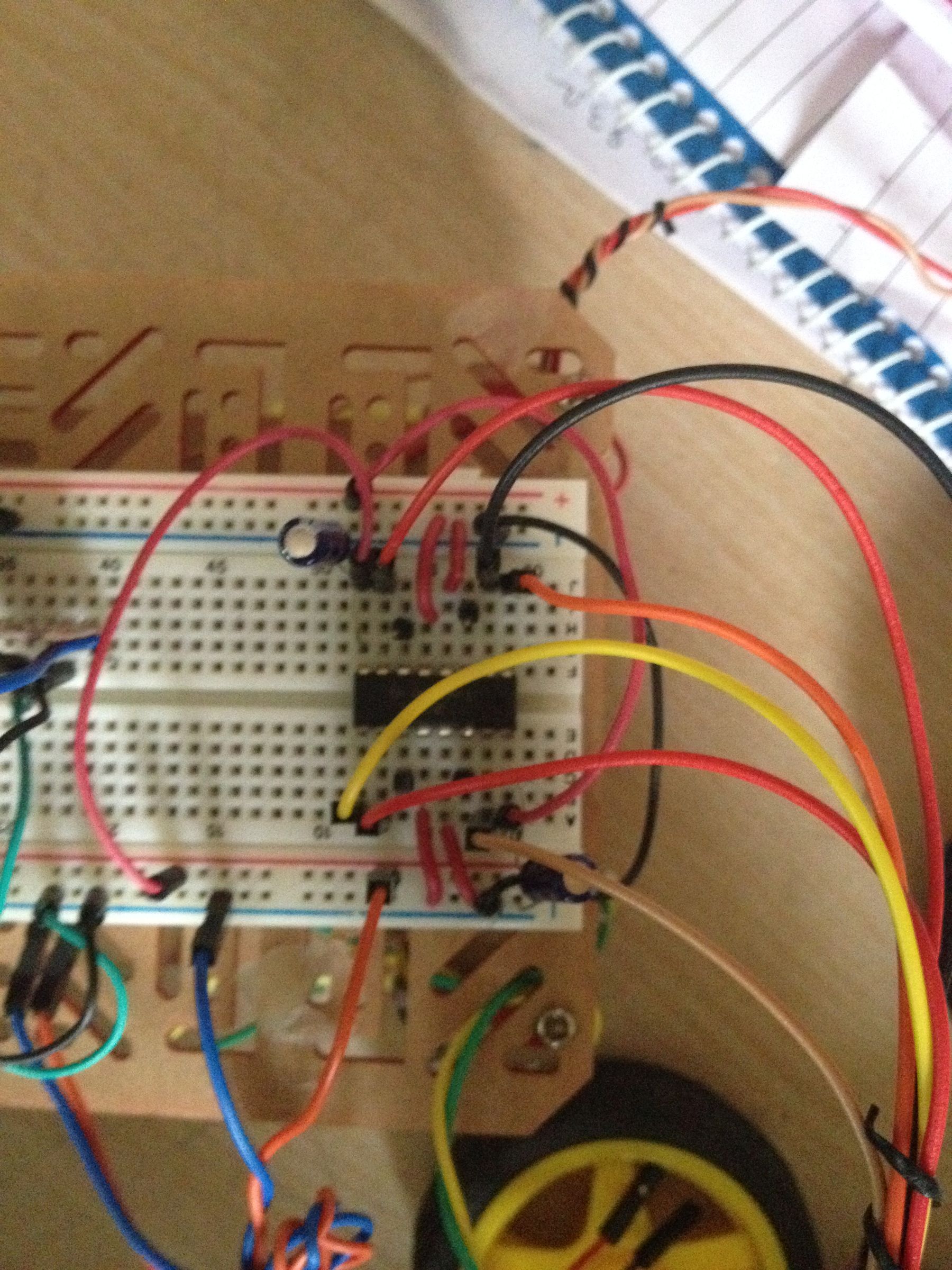 Wirelessly Control a Robot Using Arduino and RF Modules ! : 7 Steps ...