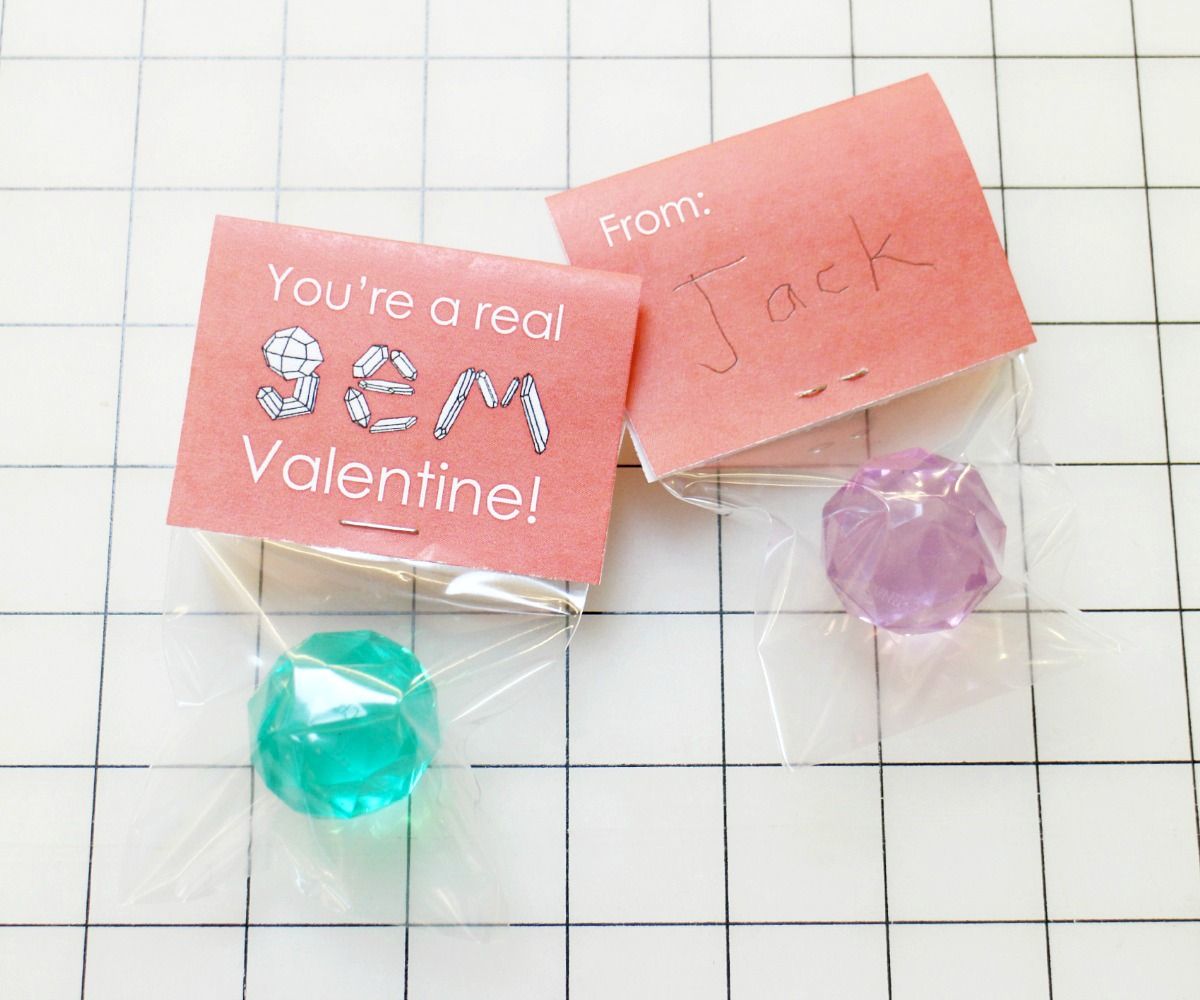 No Candy Valentine for Kids : 5 Steps (with Pictures) - Instructables