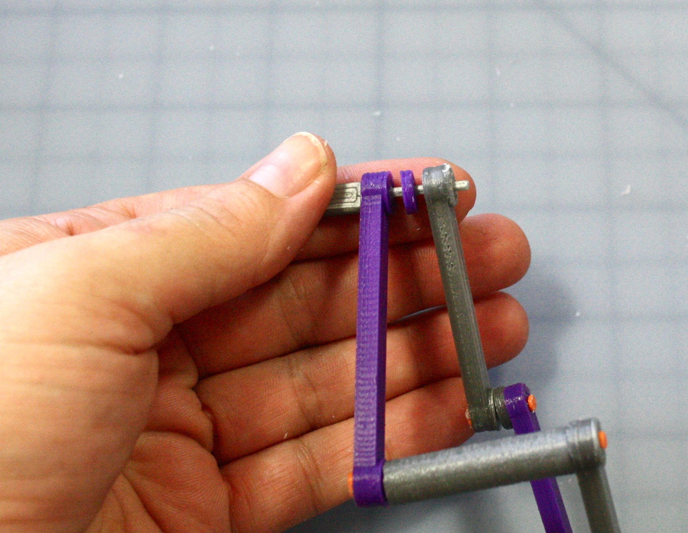 Mechanical Art Bots: Four-Bar Linkage Mechanism : 8 Steps (with ...