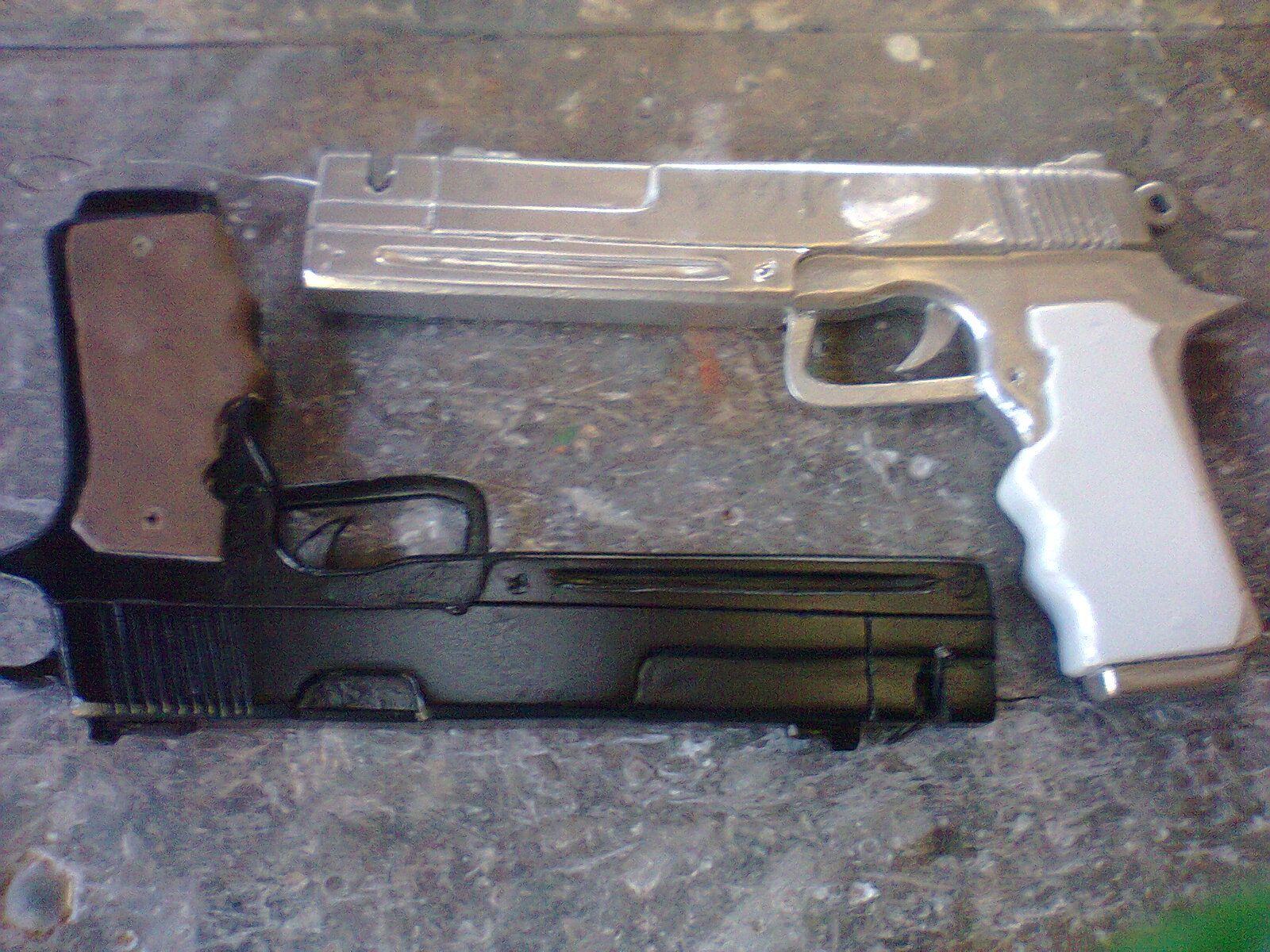 How to Make Prop Weapons! : 8 Steps - Instructables